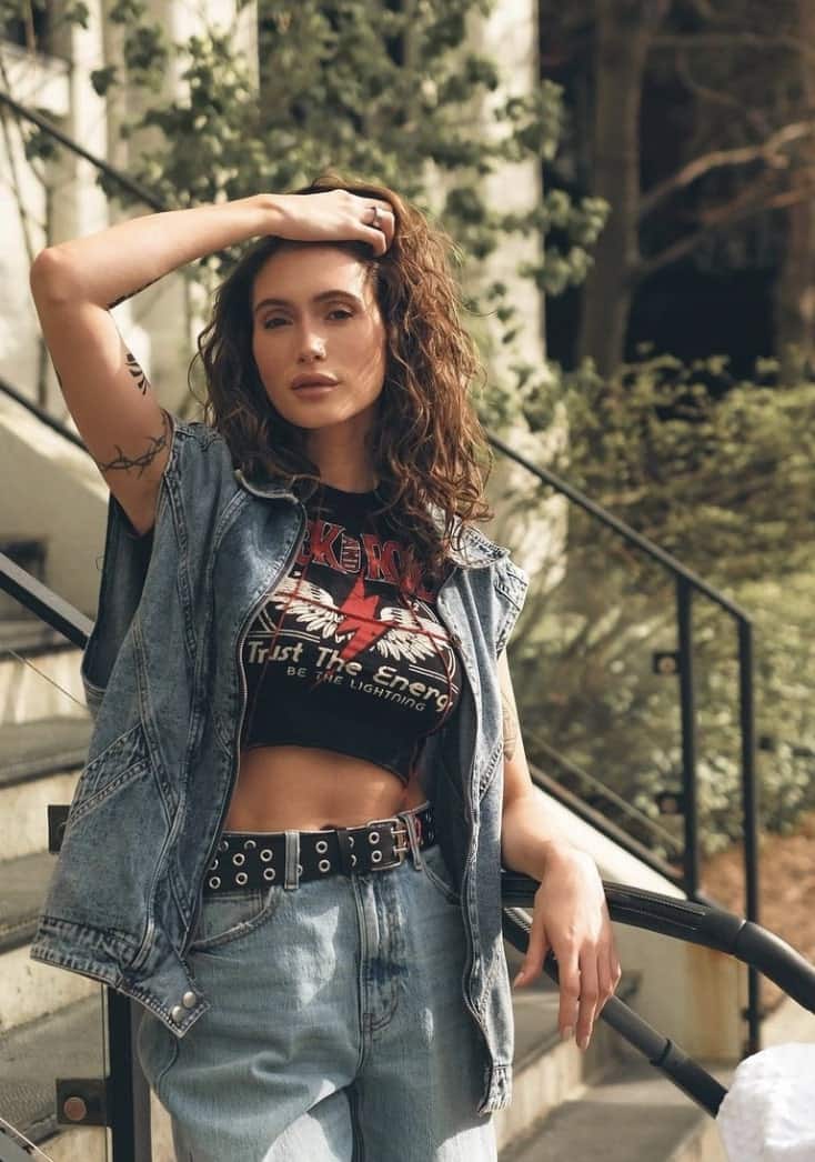 Ce tutoriel de Lysandre Nadeau montre comment transformer la chemise de ...