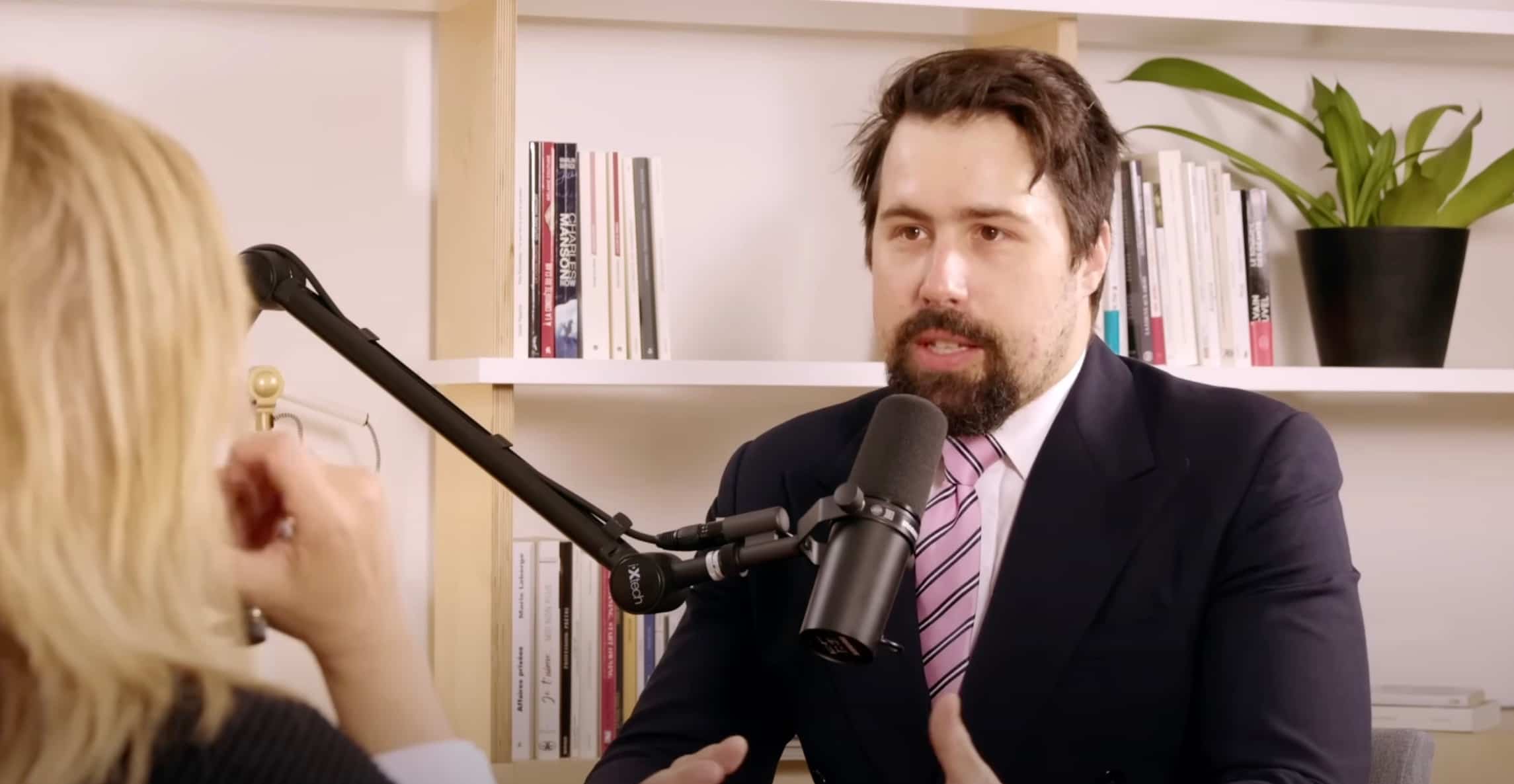 Marqué par la tentative de suicide de son seul ami à 11 ans, Philippe ...