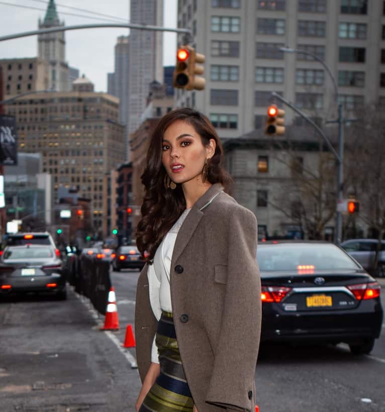 Cette jupe des années 1940 revient en force pour enjoliver toutes les ...