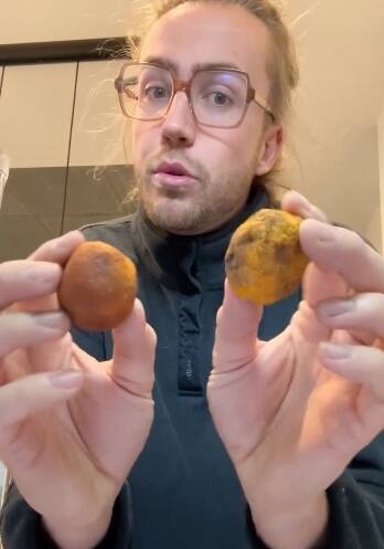 Math Duff nous fait visiter son frigo et c’est absolument dégoûtant ...