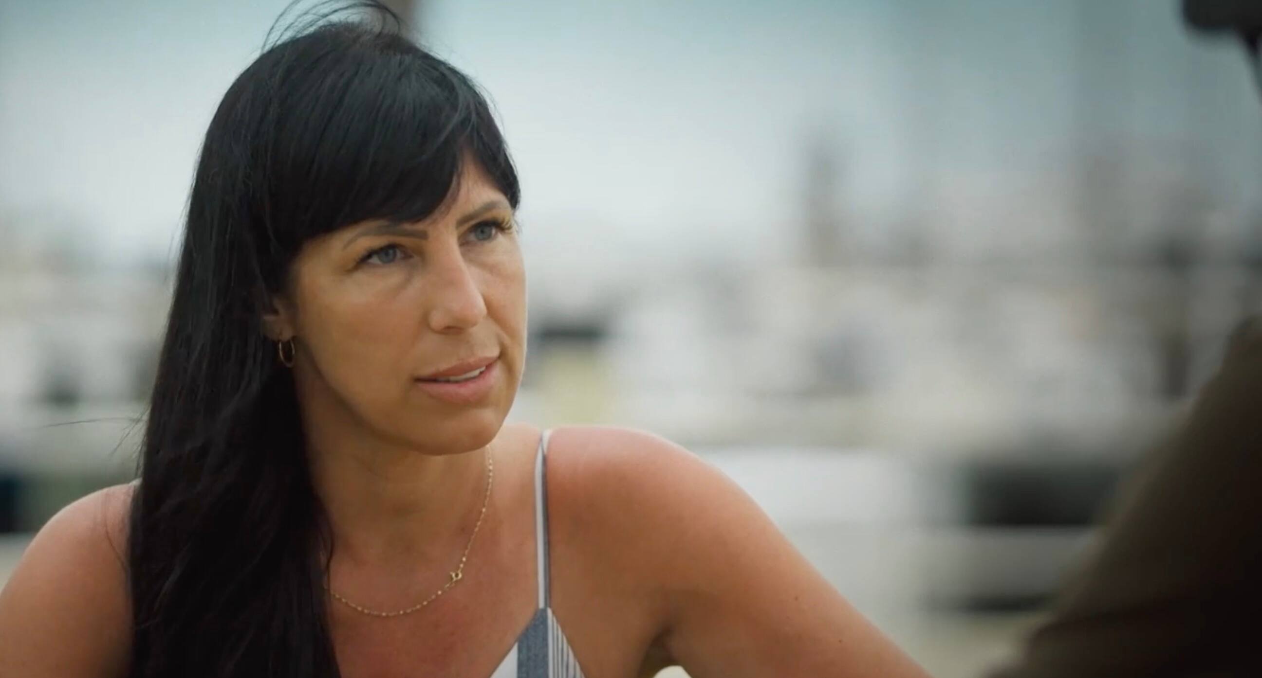 Une dispute explosive entre Julie et Luc conduit à leur rupture dans Si ...