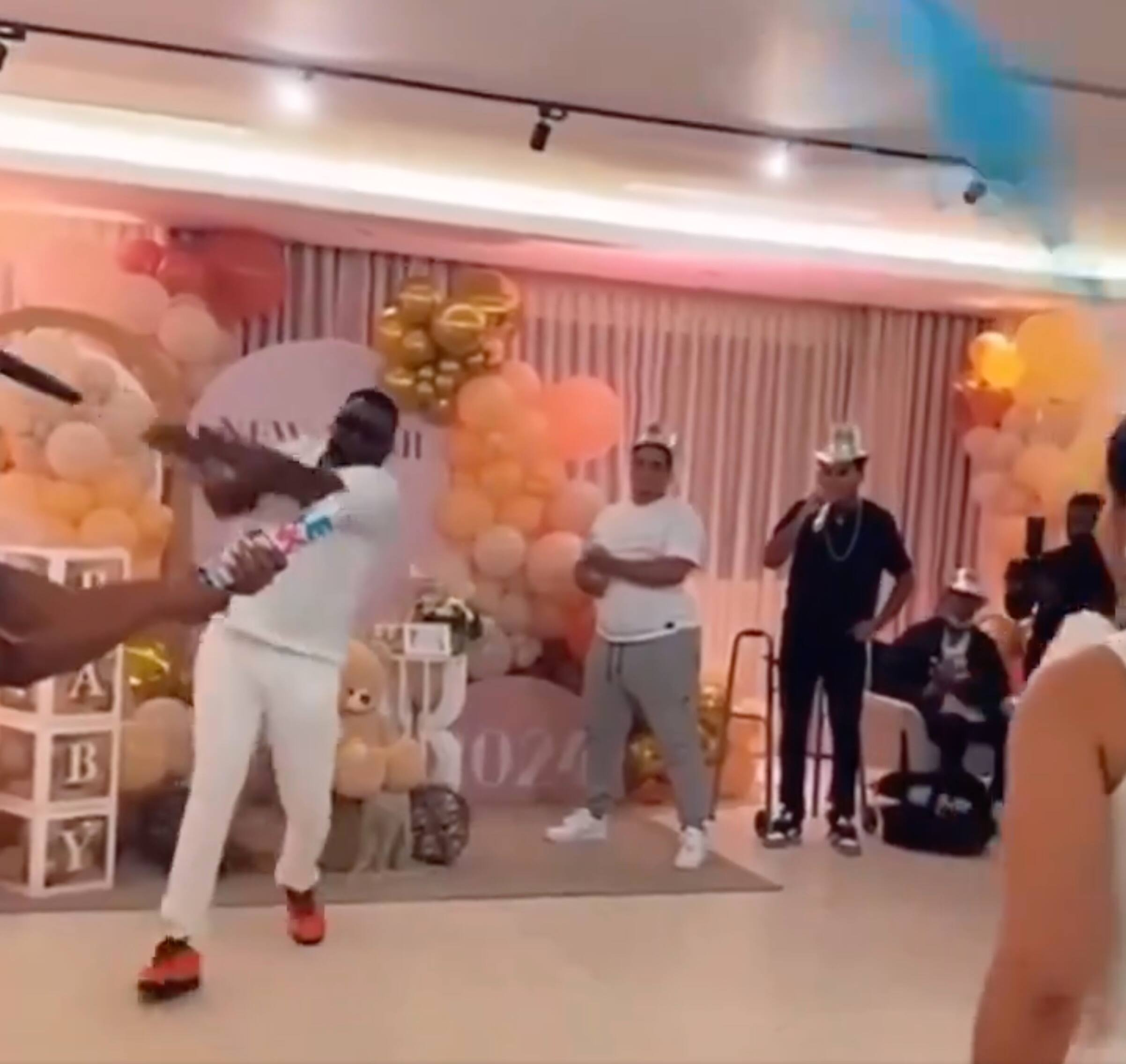 Dévoilement du sexe de son bébé: «Big Papi» rate complètement sa grande annonce | JDQ