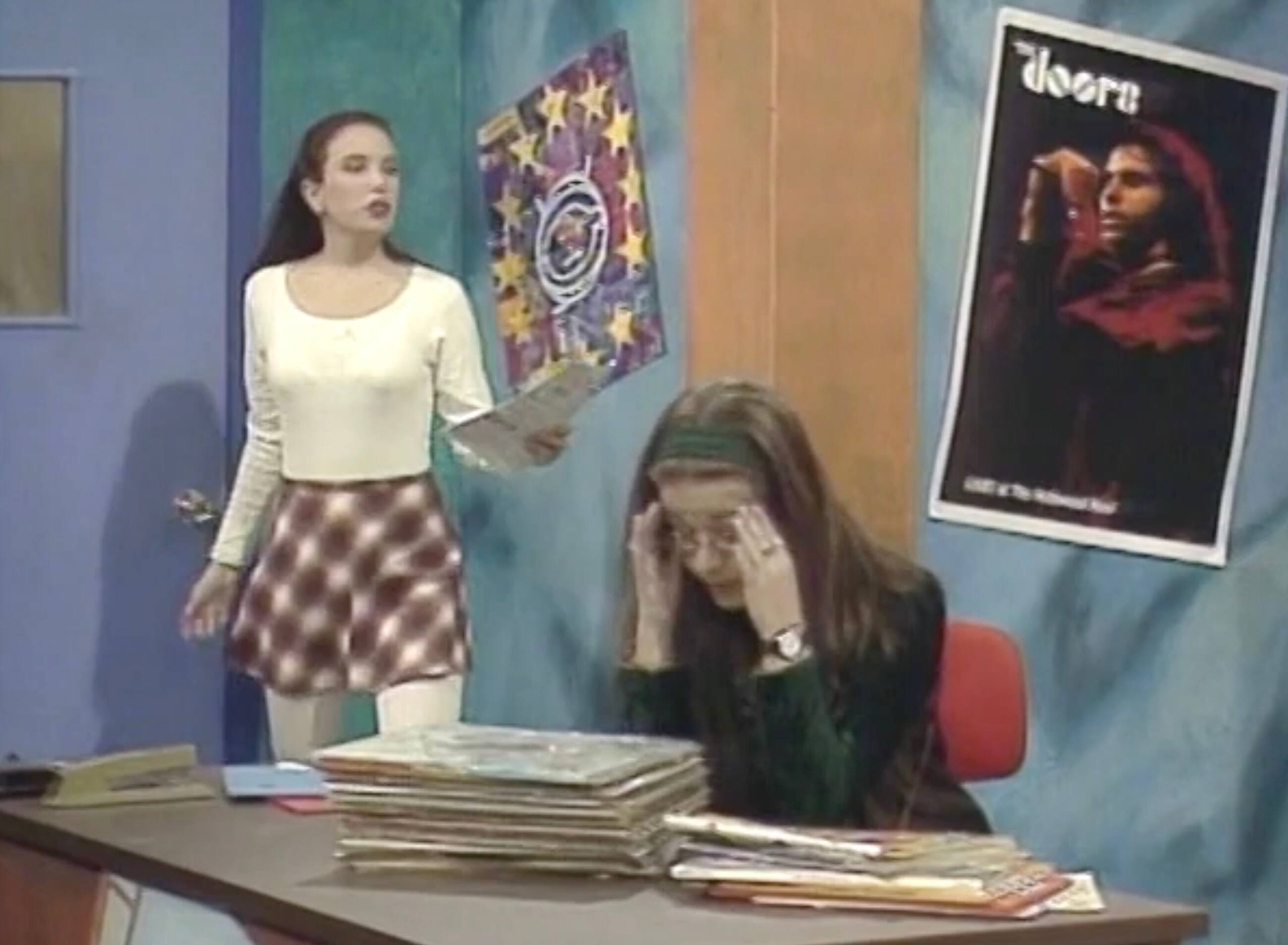 27 looks iconiques de Maria Lopez dans Radio Enfer | Le Sac de chips