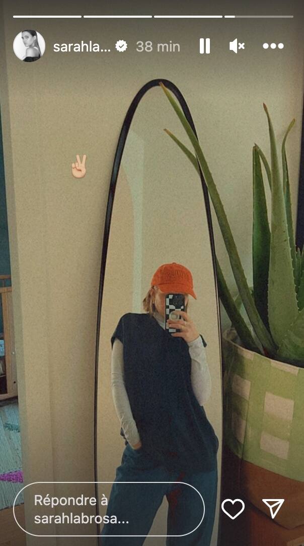 Sarah-Jeanne Labrosse ose une coupe au carré très courte et on capote ...