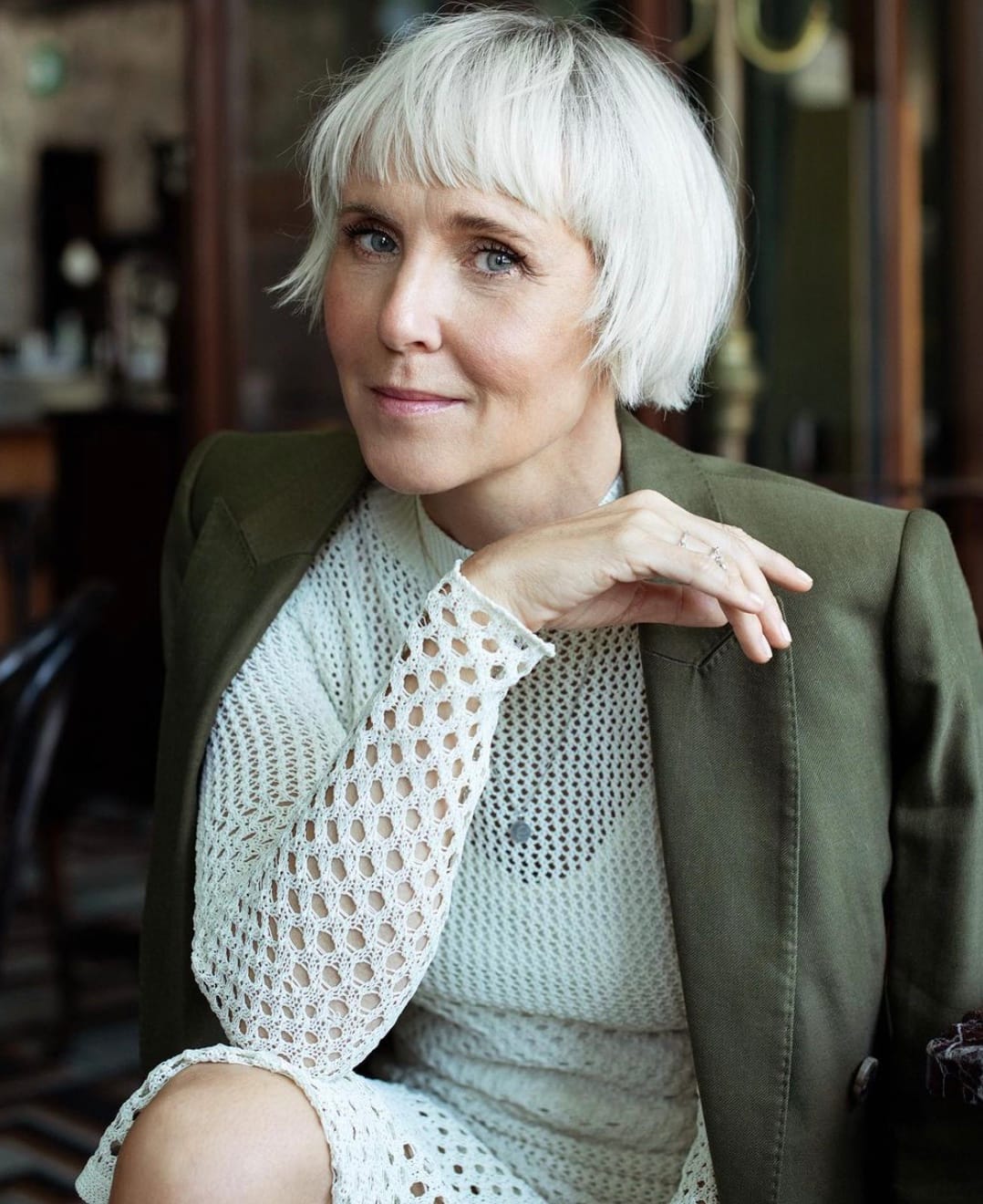 Pénélope Mcquade se fait faire en même temps trois tatouages hyper ...