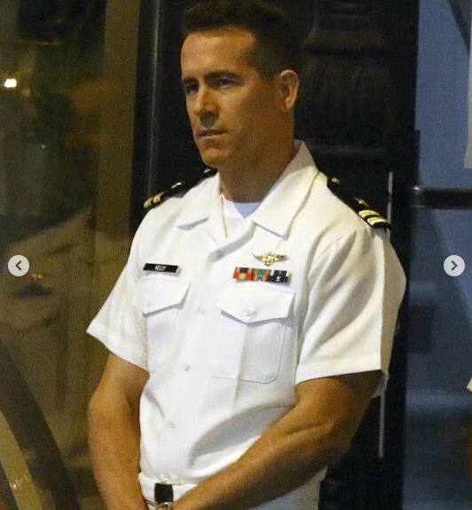 Ryan Reynolds aperçu dans une rue de Montréal remplie de palmiers | Le ...