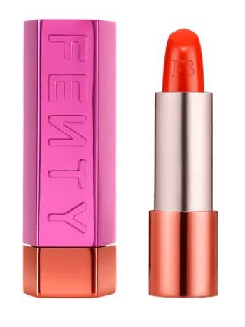 Cette couleur de rouge à lèvres classique revient en force cet automne ...