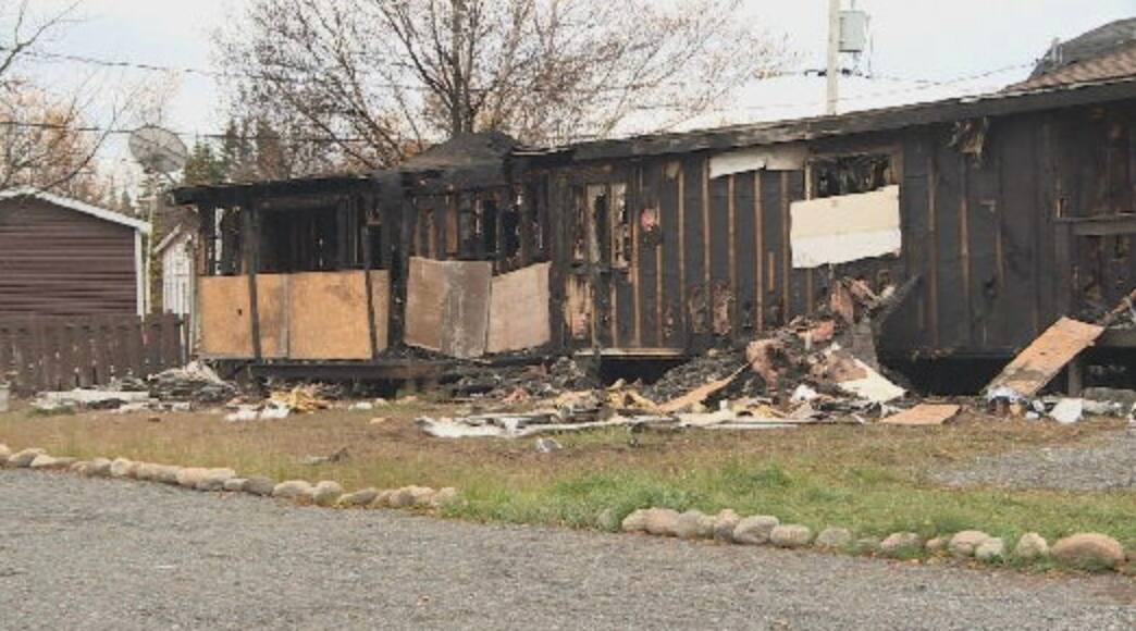 Incendie mortel à Sept-Îles: les personnes arrêtées vont rester ...
