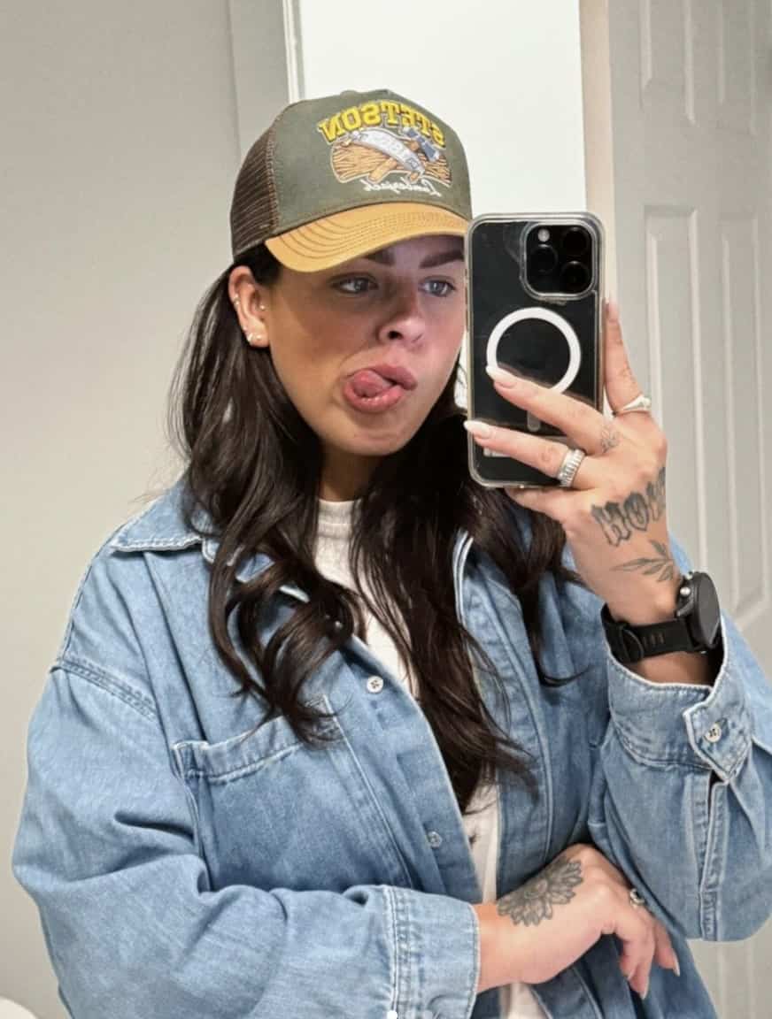 Alanis Désilets se déshabille pour envoyer promener ses «haters» | 24 ...