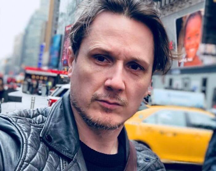 Émotif, Simon-Olivier Fecteau revient sur une critique assassine de ...