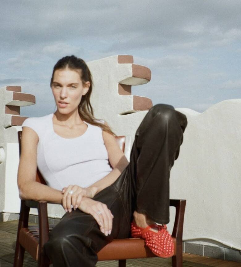 Charlotte Cardin dévoile une surprise «super sexy» pour ses fans | 24 ...