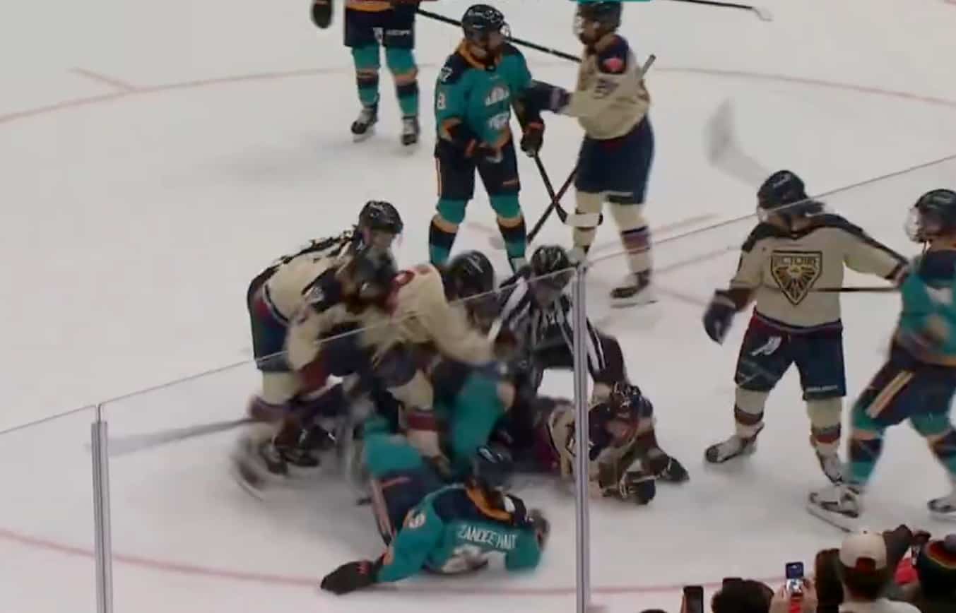 Le match entre la Victoire et les Sirens se termine dans le tumulte | JDM