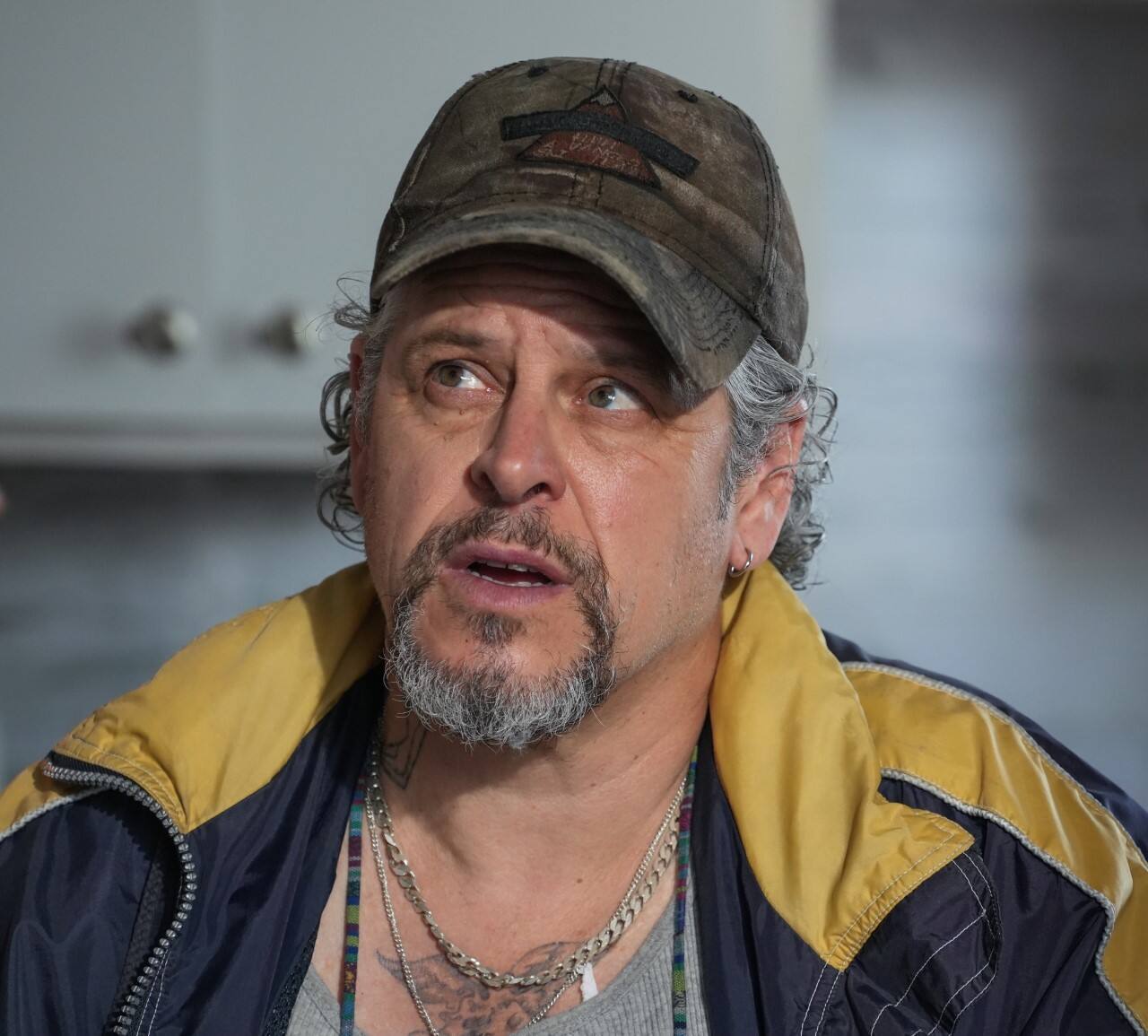 Découvrez la distribution complète de la nouvelle série Les Perles | 7 ...