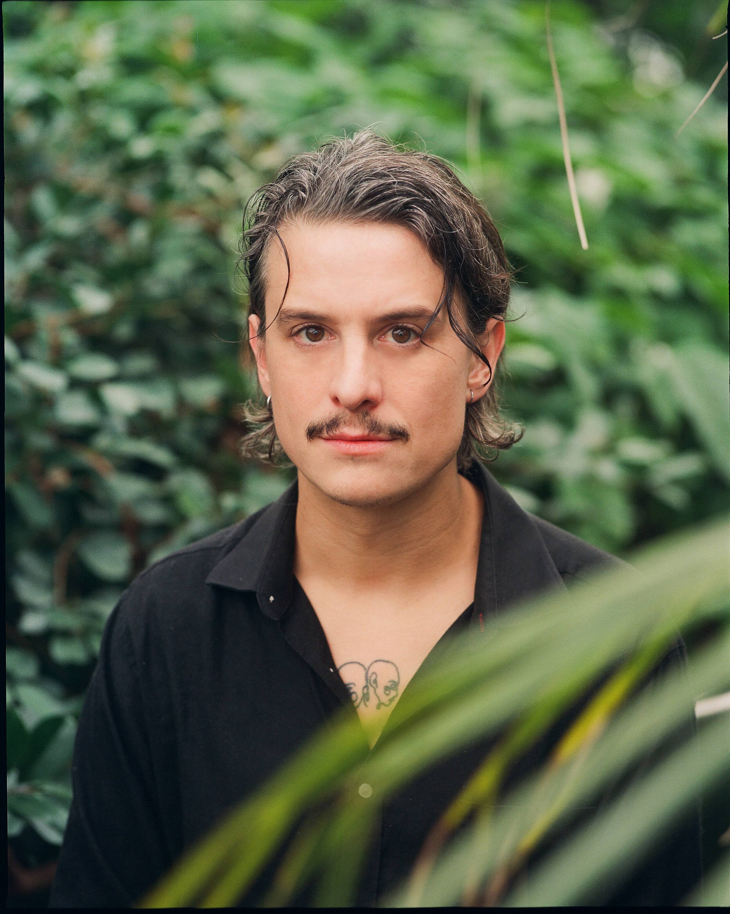 5 confidences d’Elliot Maginot sur son prochain album | JDM