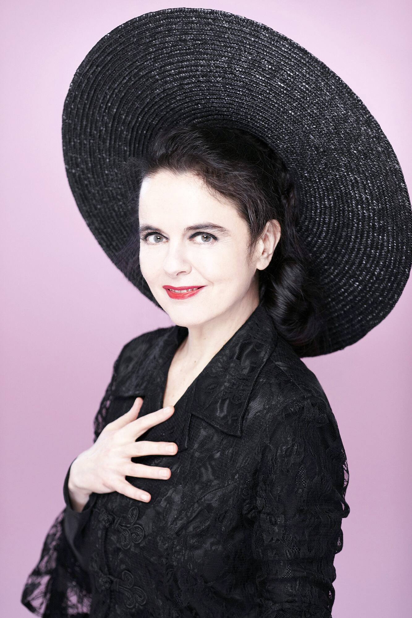 31e roman d'Amélie Nothomb: ces parents qui s’aiment trop | JDM