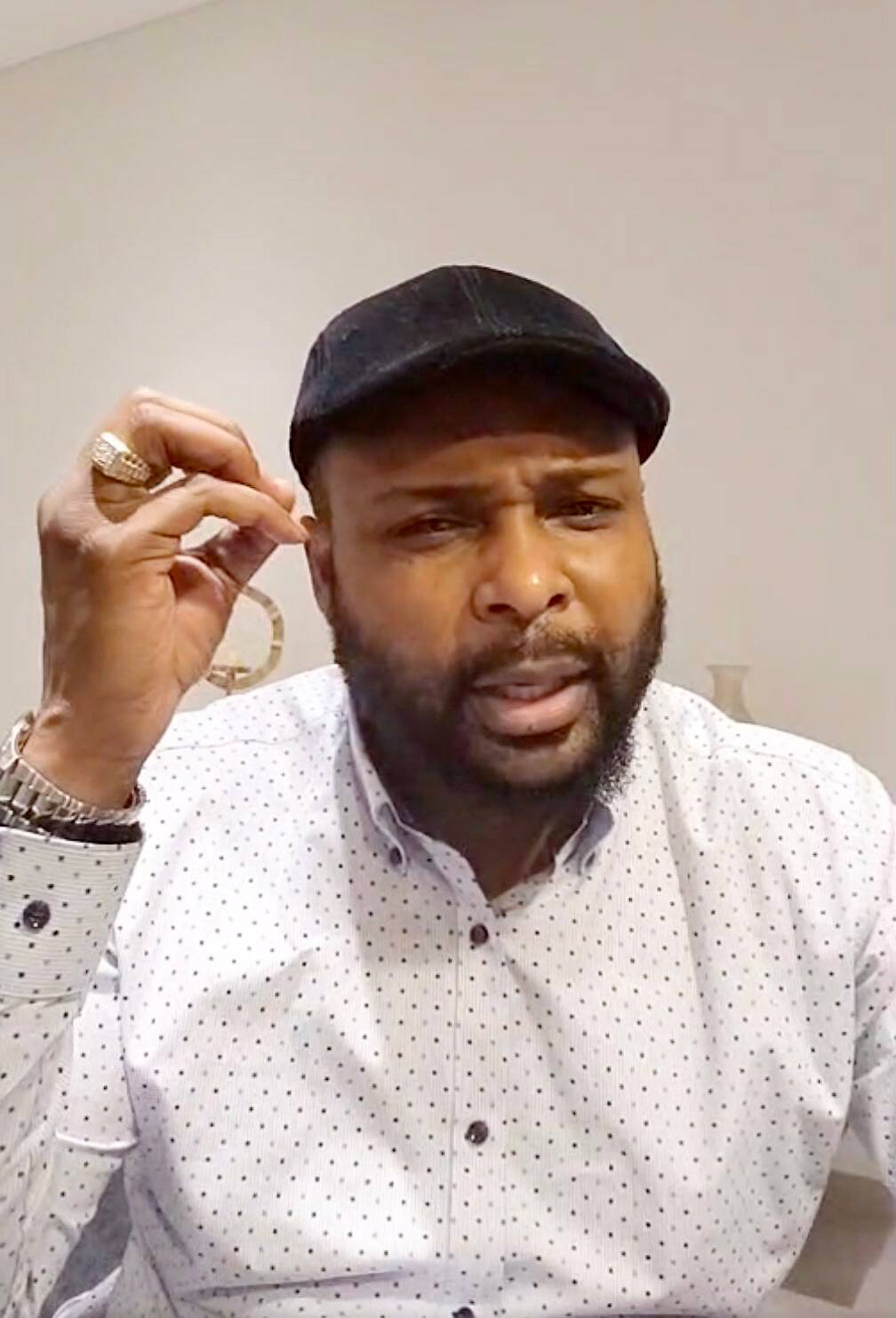 «Je ne me cache pas, qu’ils viennent me chercher» -Paul Mukendi | TVA ...