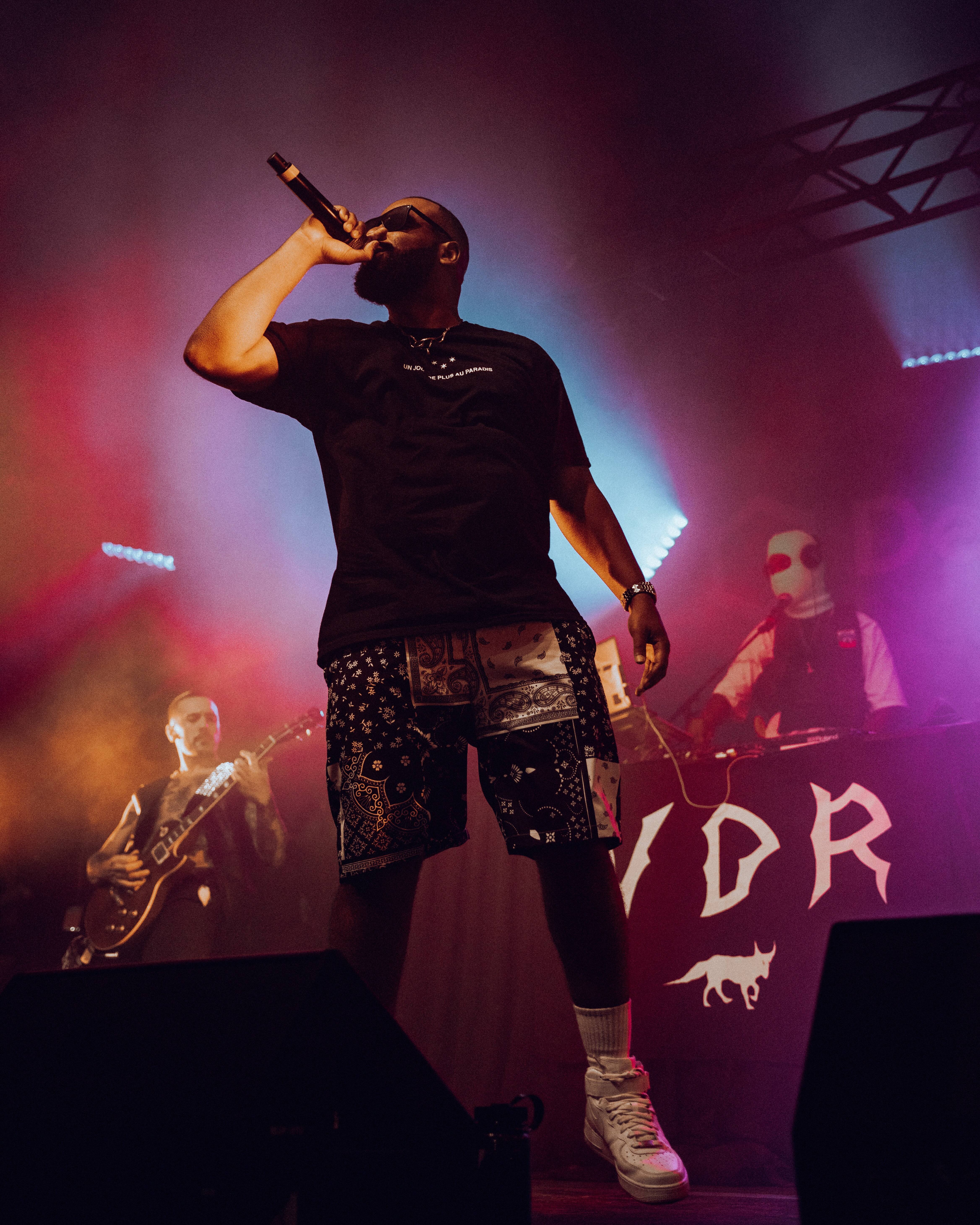 Soirée historique pour le rap québécois en France: Loud vise encore ...