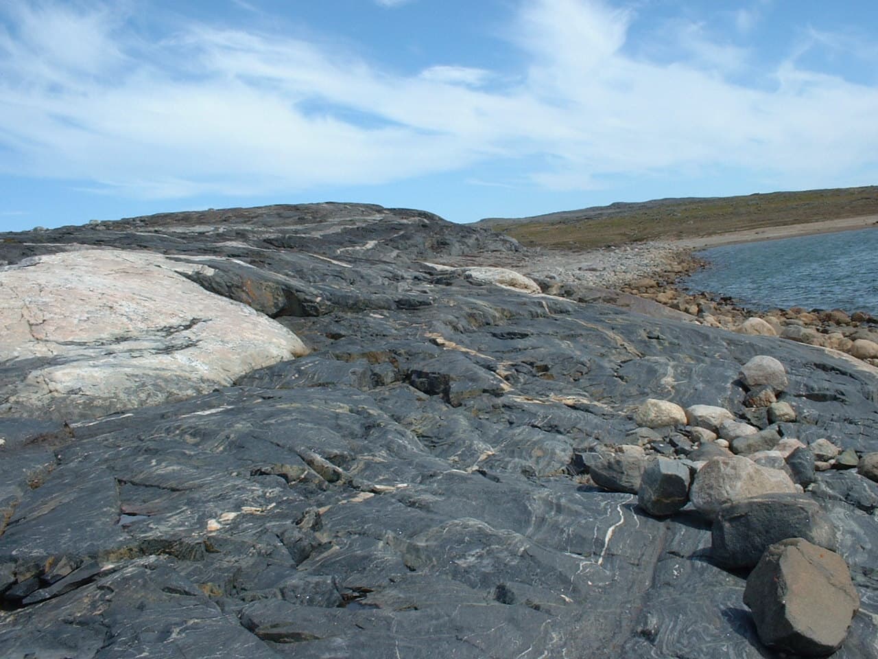 PHOTOS | Les plus vieilles roches de la Terre découvertes au Québec | JDQ