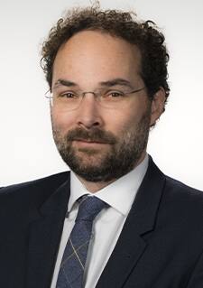 Changement payant: un autre sous-ministre devient VP chez IQ | JDM