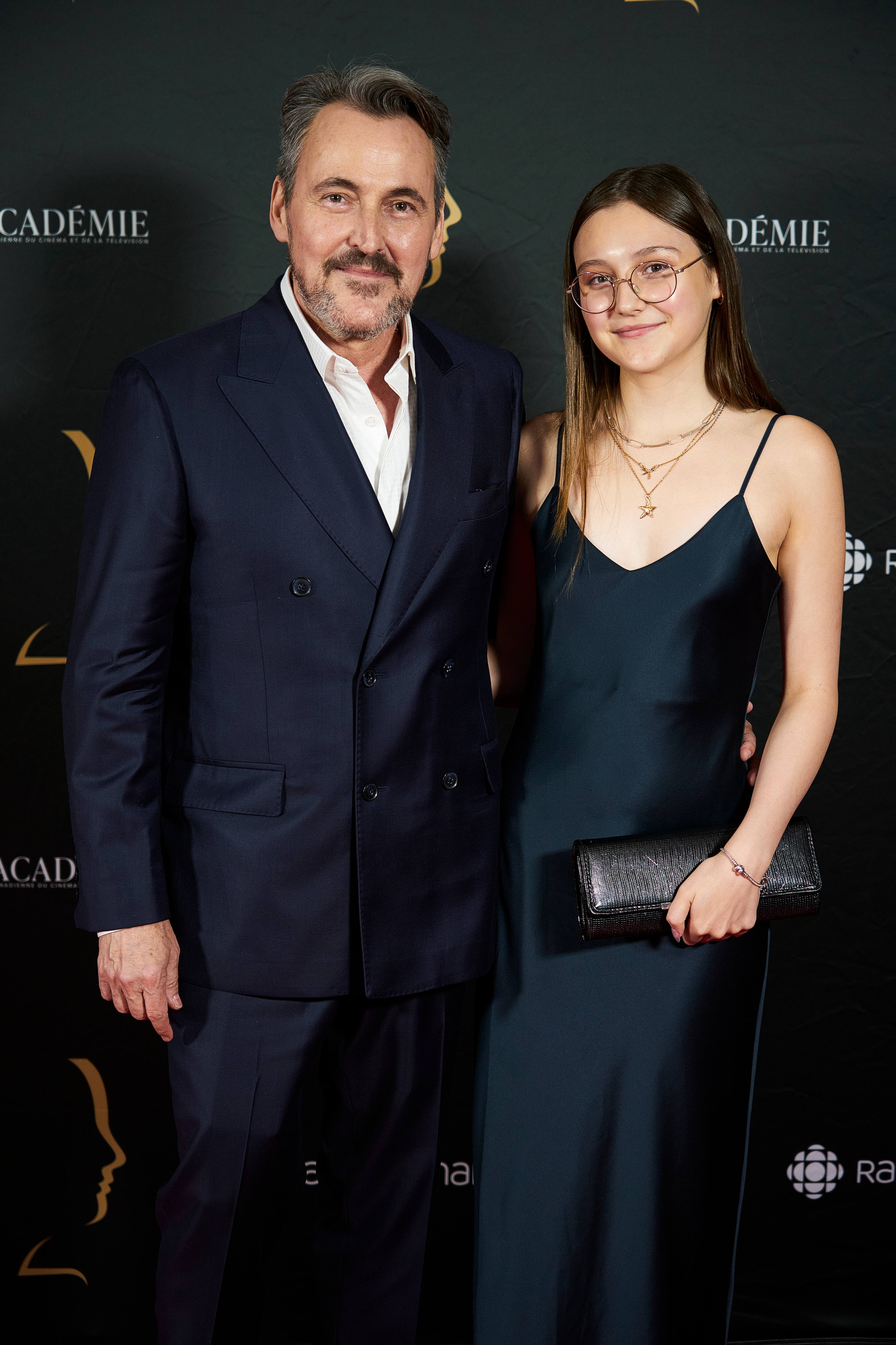 Des retrouvailles qui font du bien pour Karine Vanasse et son conjoint ...