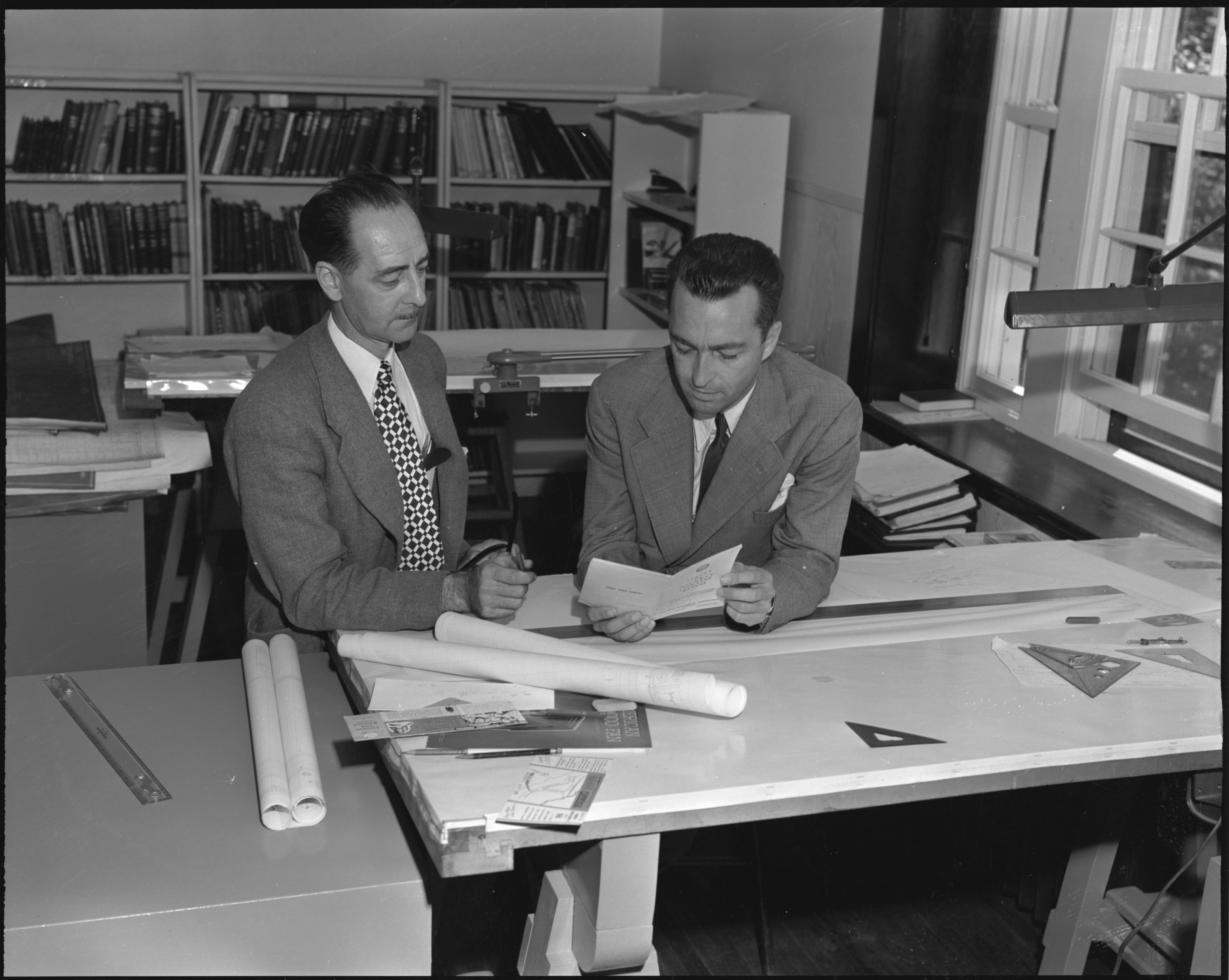 Revivez l'ambitieuse construction du campus de l'Université Laval en 18 ...