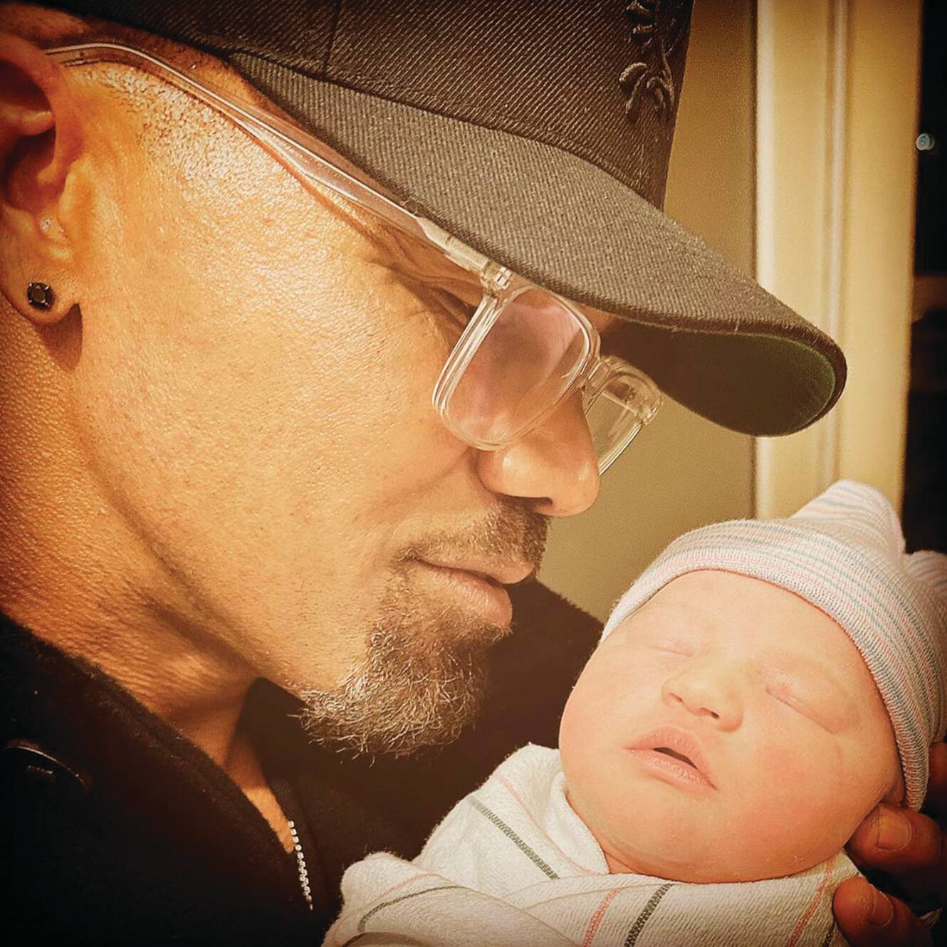 Papa pour la première fois, Shemar Moore nous présente l’amour de sa ...