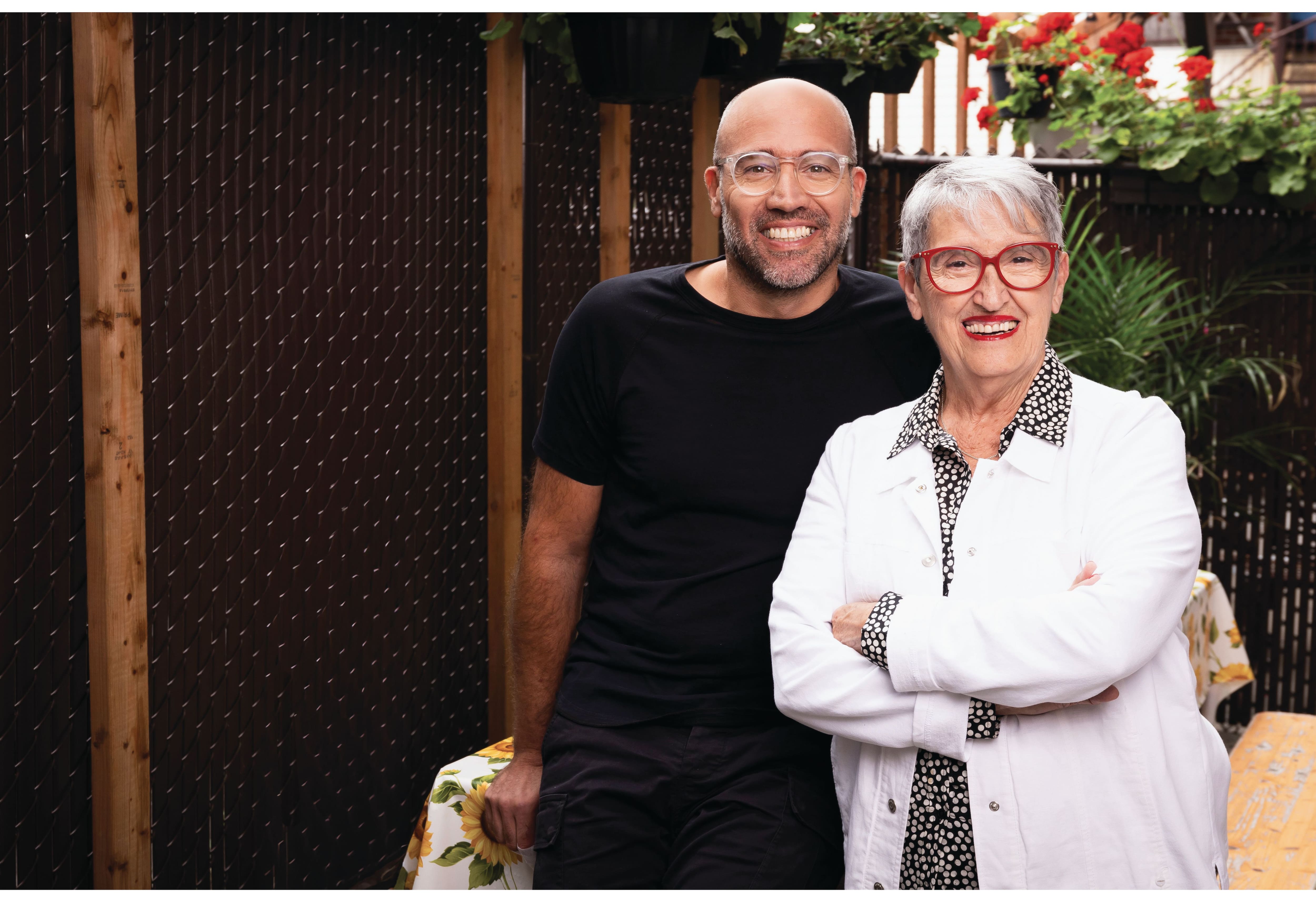 À 77 ans, la mère de Stefano Faita sort son premier livre de recettes ...