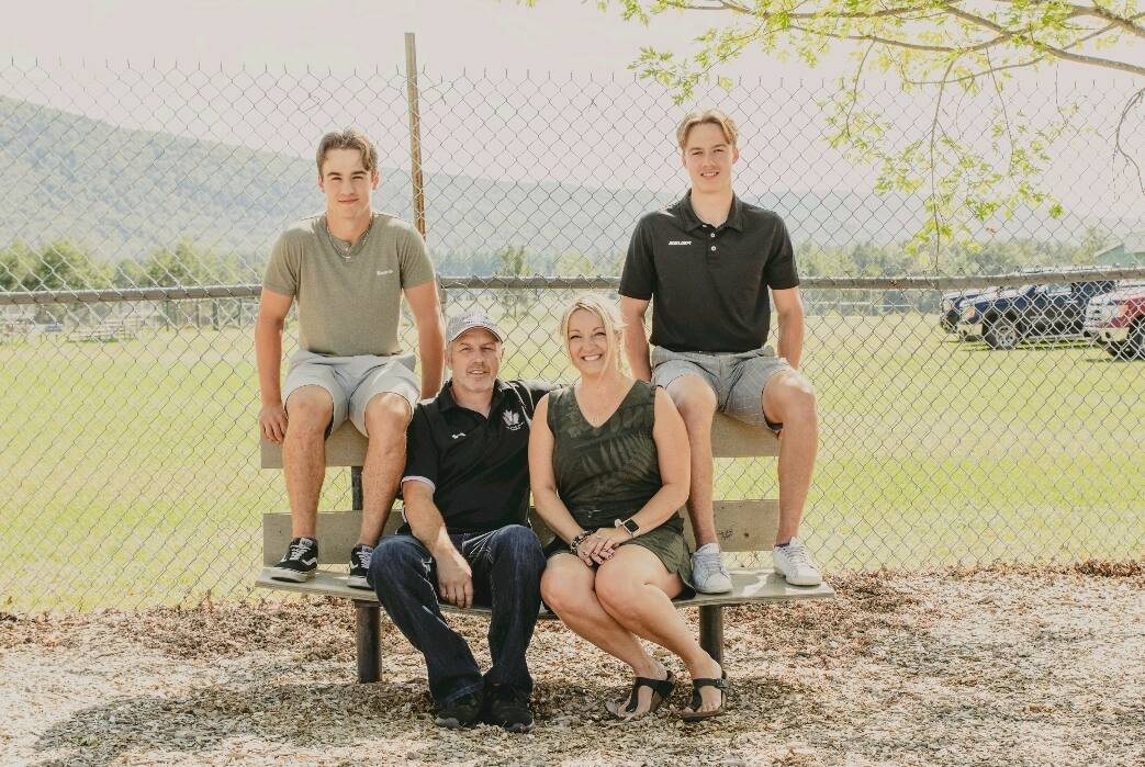 De la ferme d’un petit village à la LNH : l’incroyable destin de Bradly Nadeau | JDQ