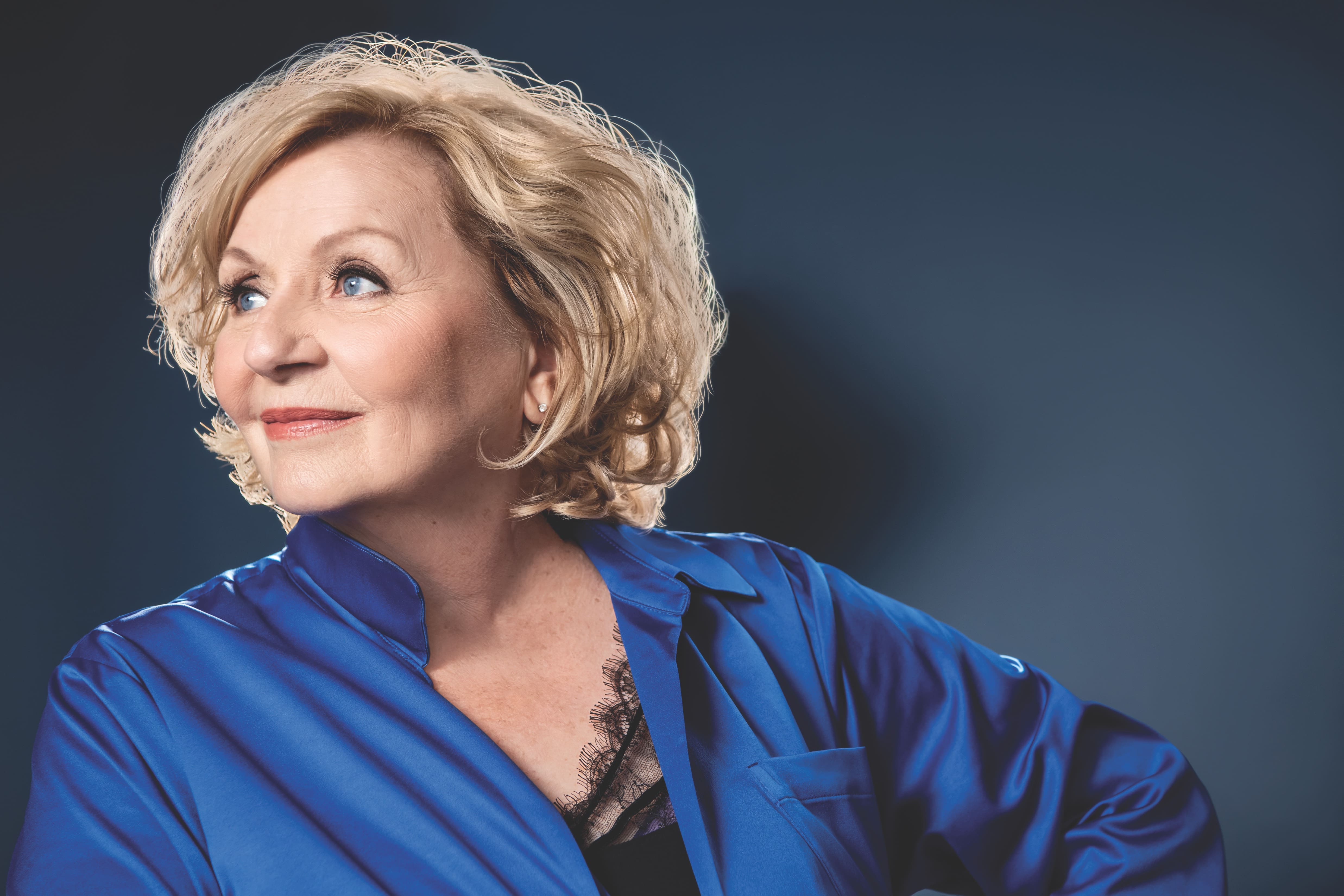 À 78 ans, France Castel s’ouvre sur l'acceptation de vieillir | 7 Jours