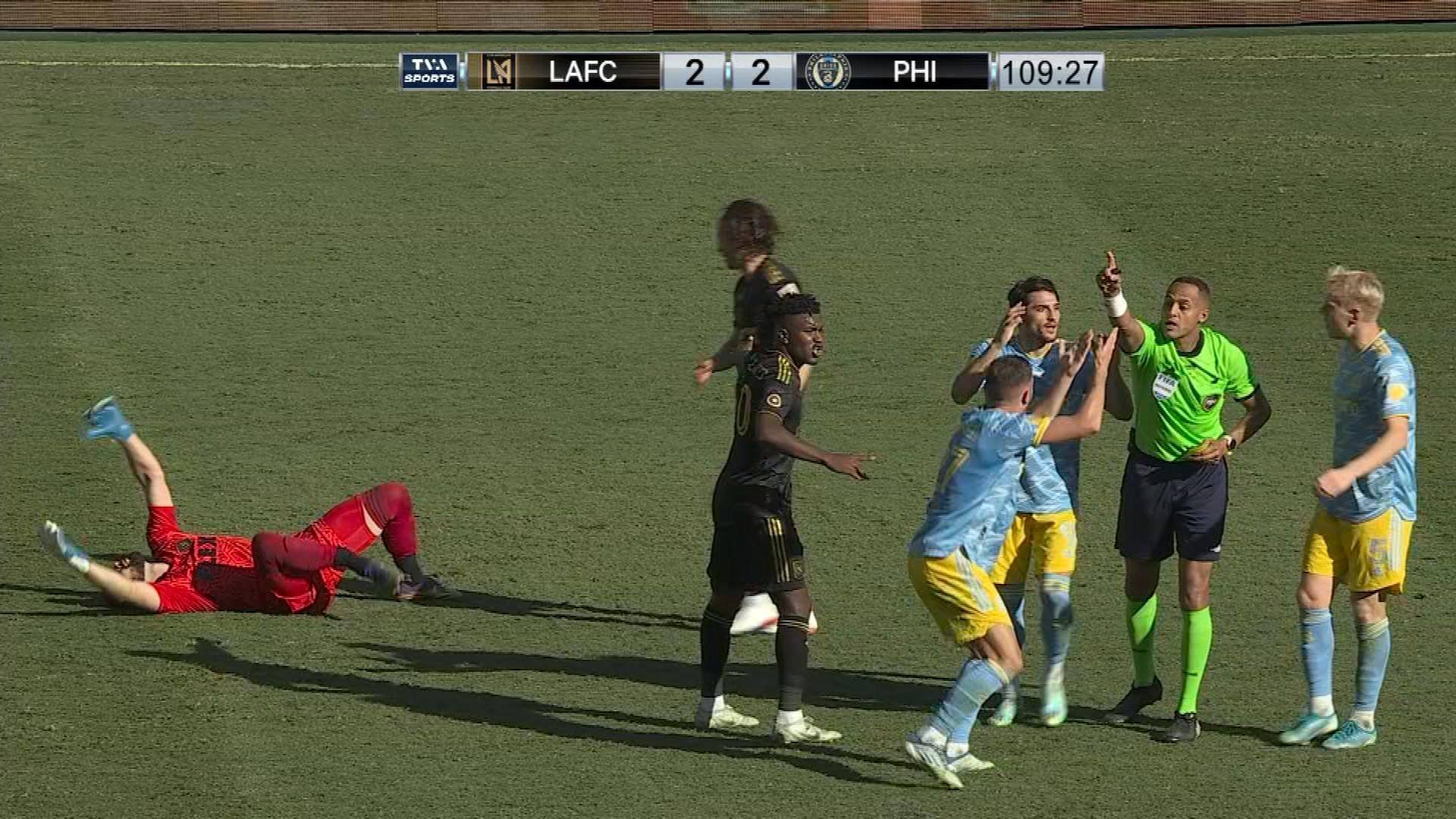 À VOIR | Sérieuse blessure de Maxime Crépeau à deux semaines de la CDM ...