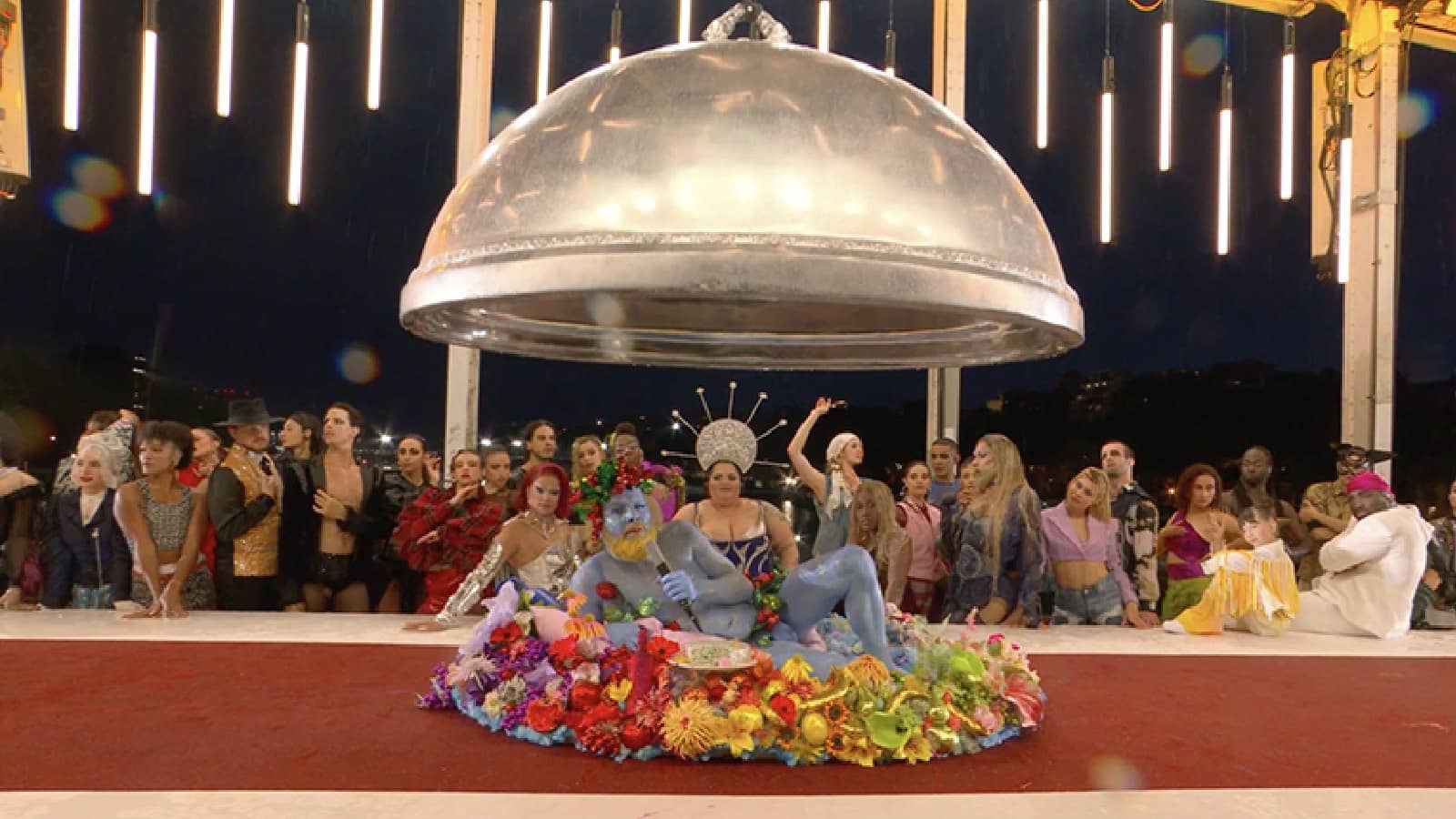 Drag-queens et religion: un sketch raté... mais pas de quoi en faire ...