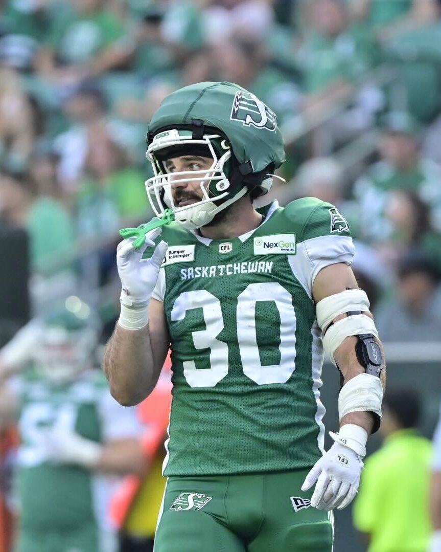 LCF: Samuel Emilus amorce la saison sur les chapeaux de roues | JDM