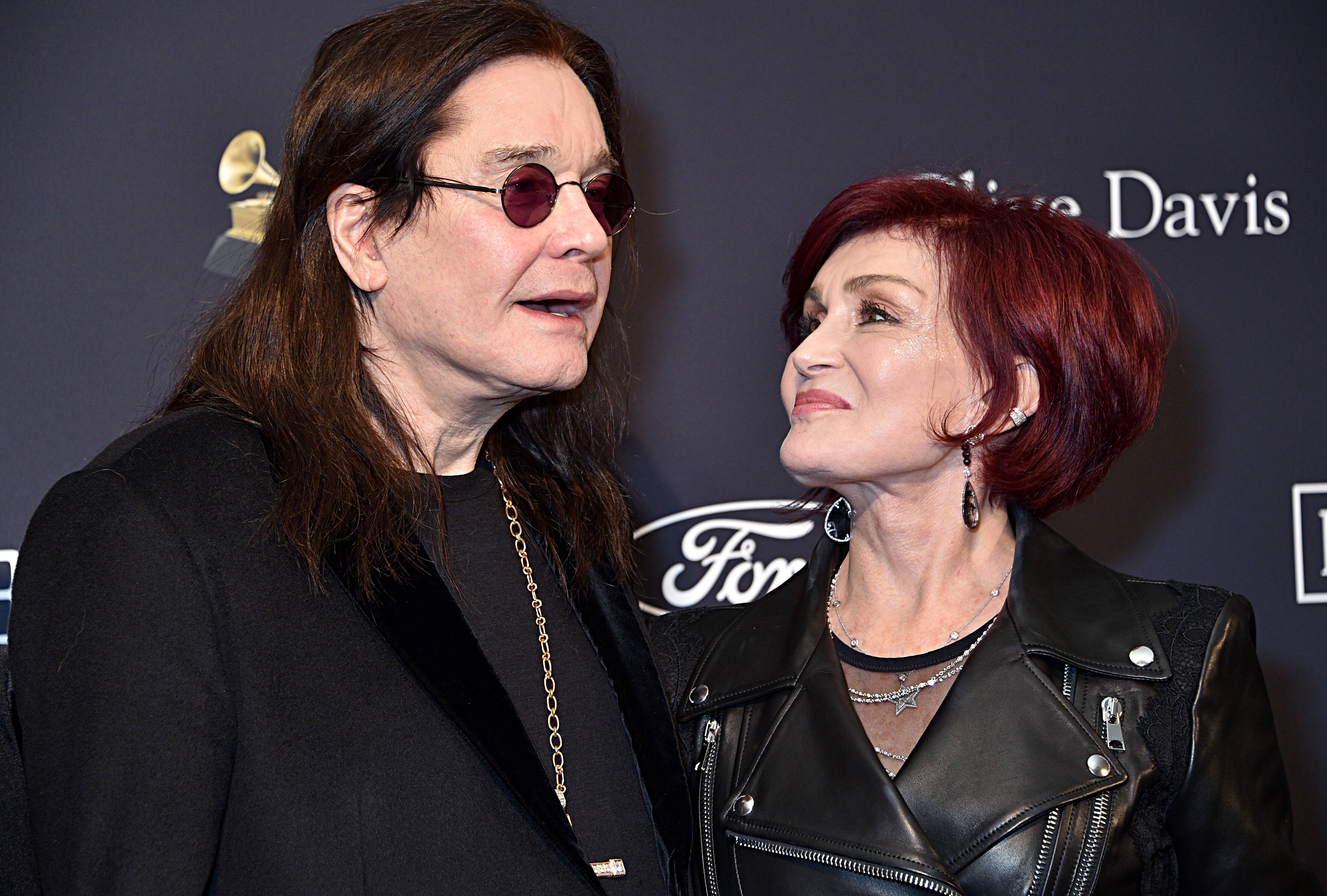 Cinq mois après le décès d’Ozzy Osbourne, sa femme, Sharon, révèle les ...