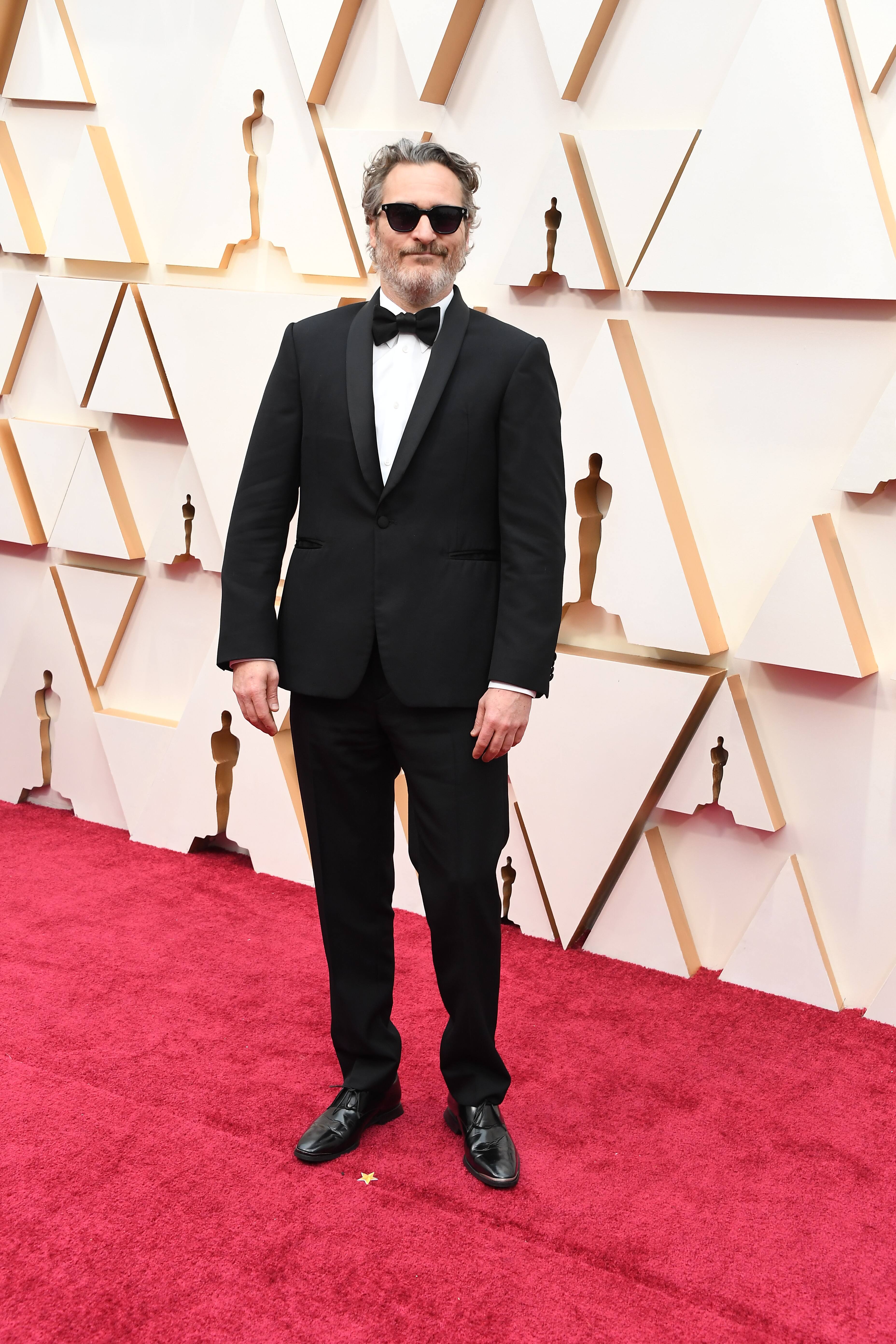 Oscars 2020: Voici tous les looks des vedettes sur le tapis rouge | 7 Jours