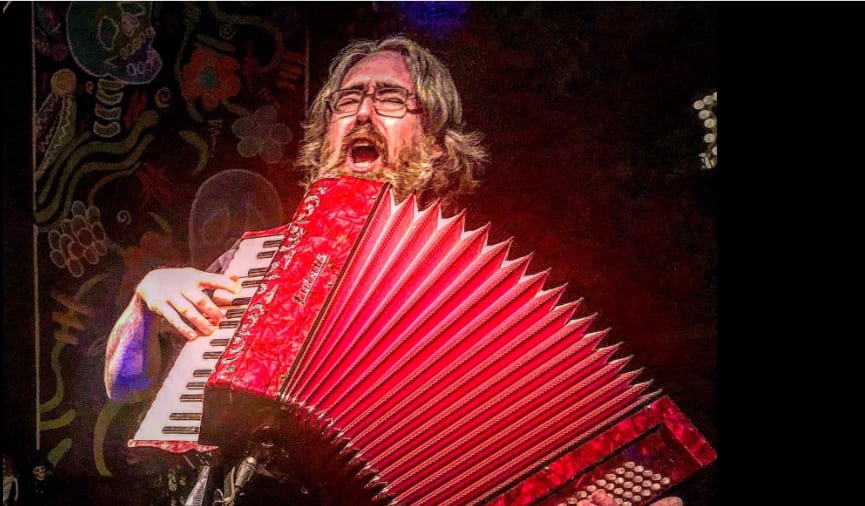 Hugo St-Laurent, membre du groupe trad Les Fils du Diable, est décédé | JDM