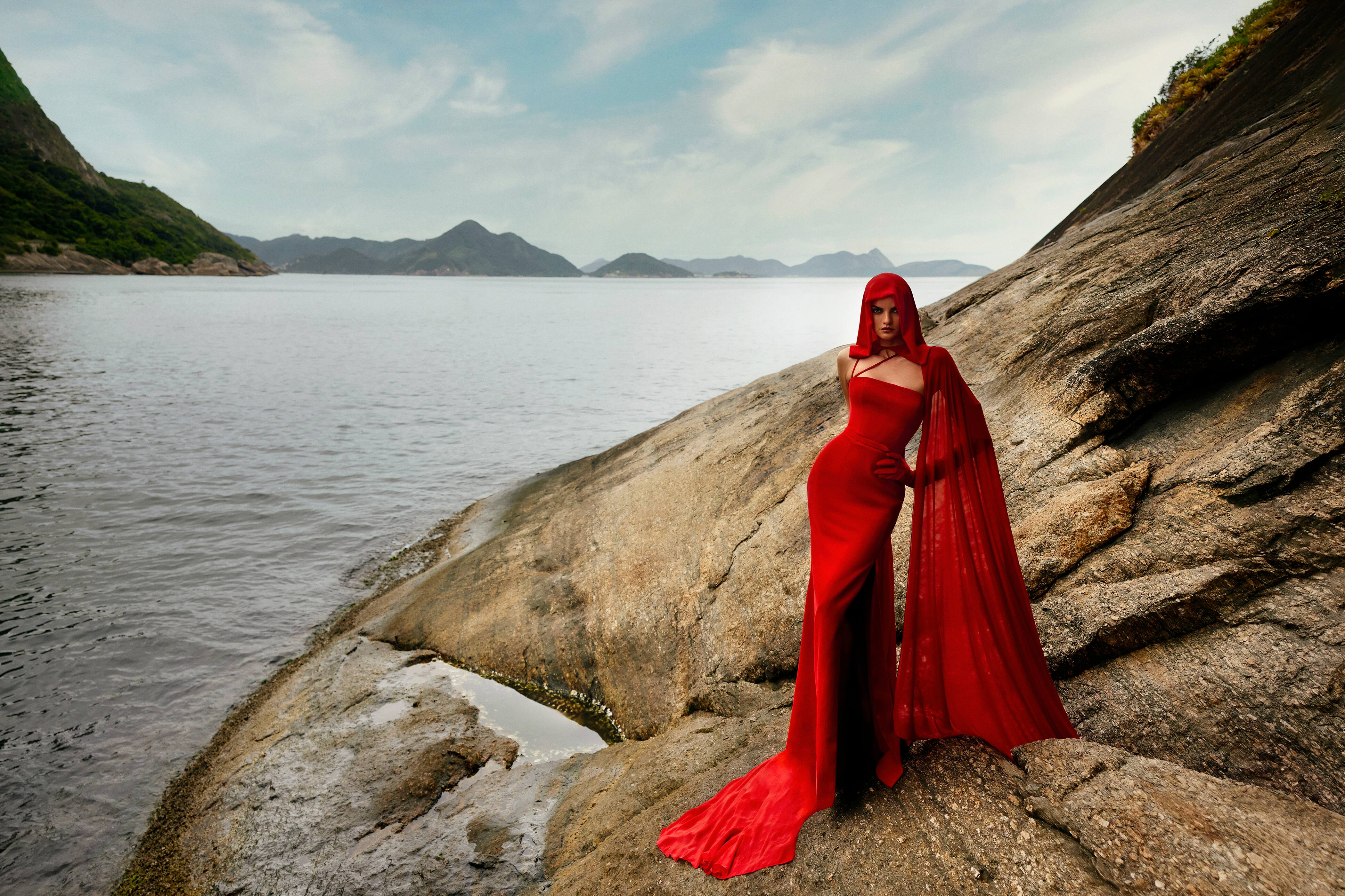 Cette Québécoise veut jouer du coude avec les grands couturiers à Dubaï ...