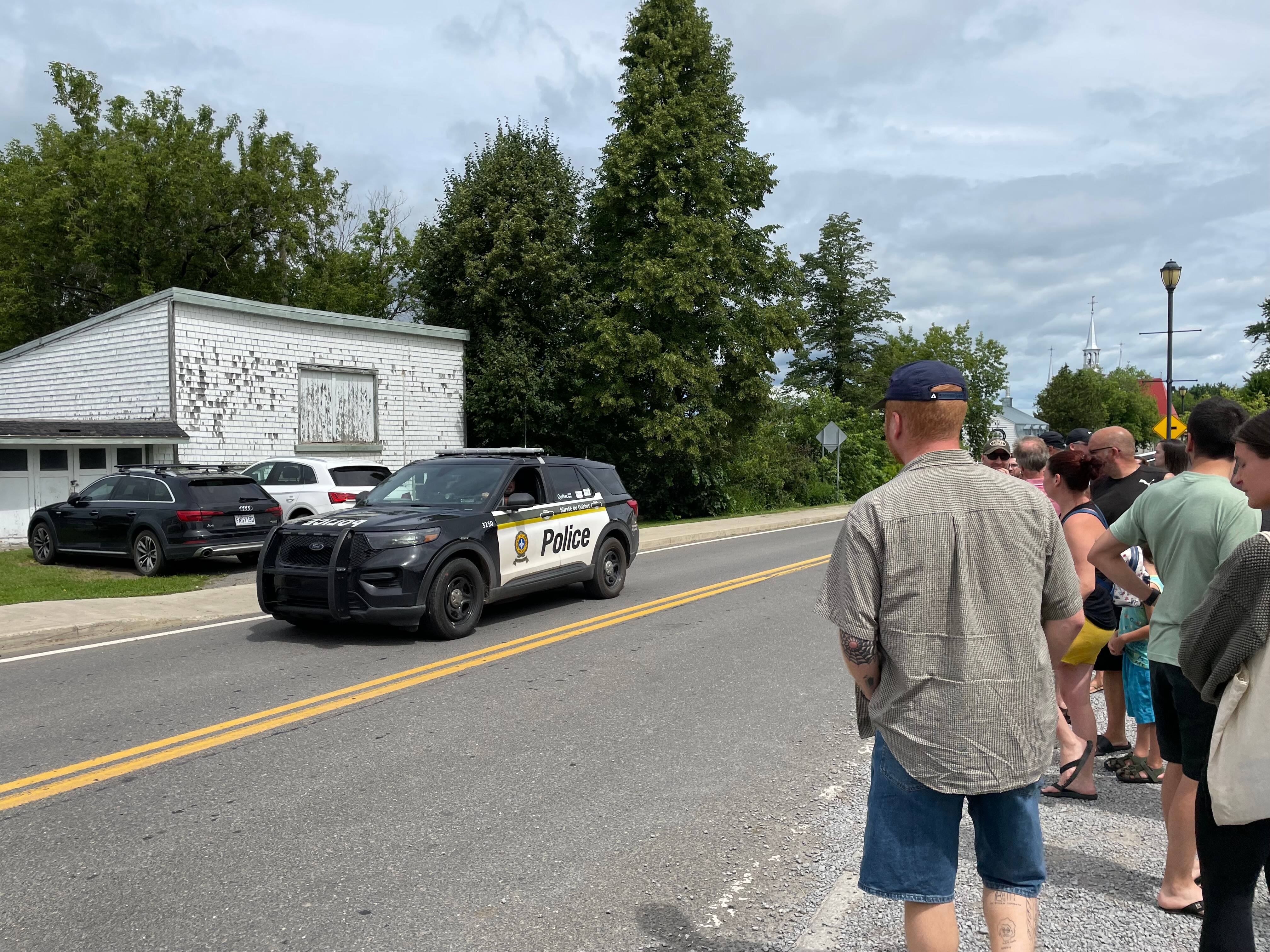 Poutine vantée par Olivier Primeau: des files d'attente monstres Chez ...