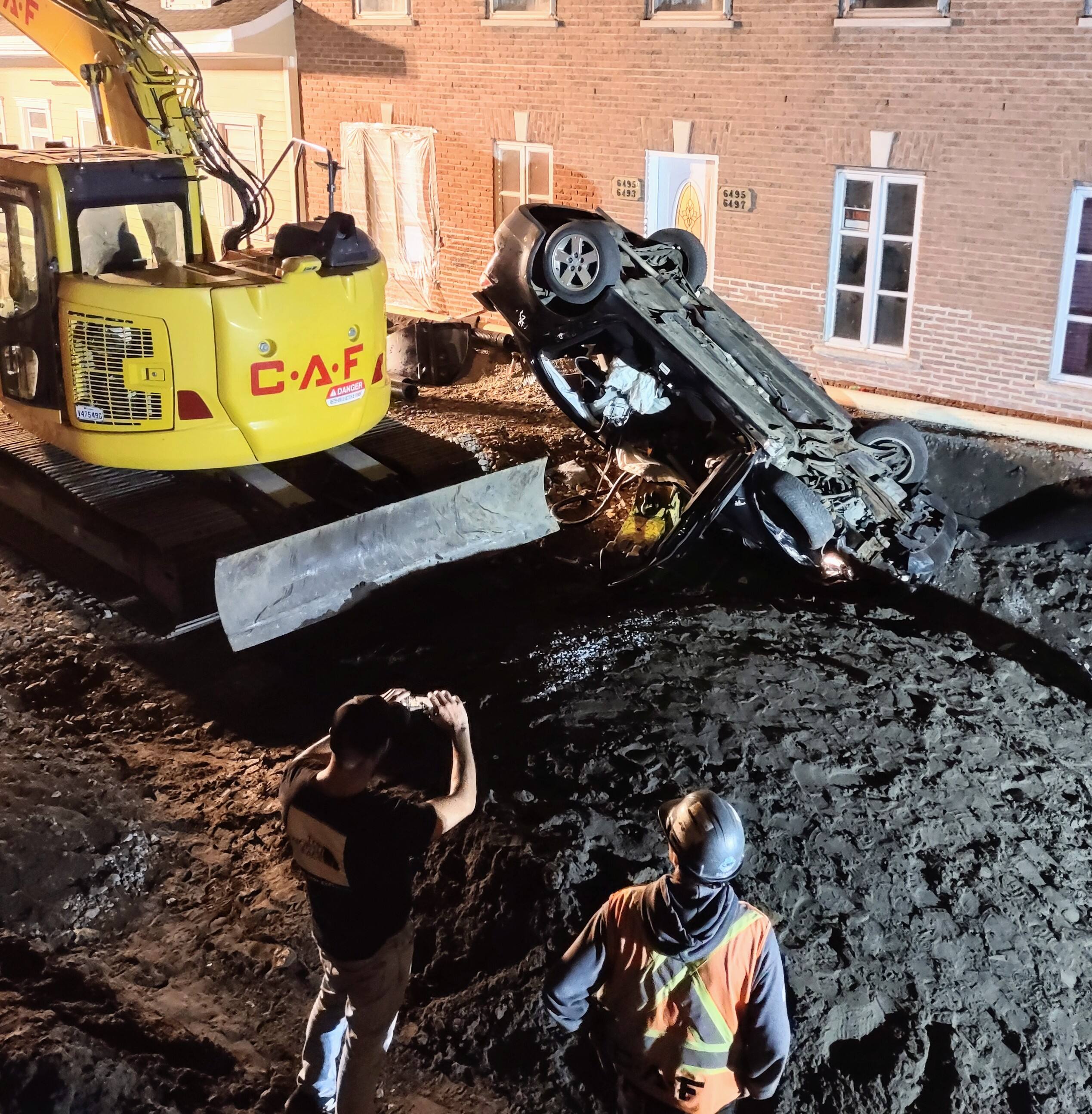 Violent capotage sur un chantier à Lévis | JDQ