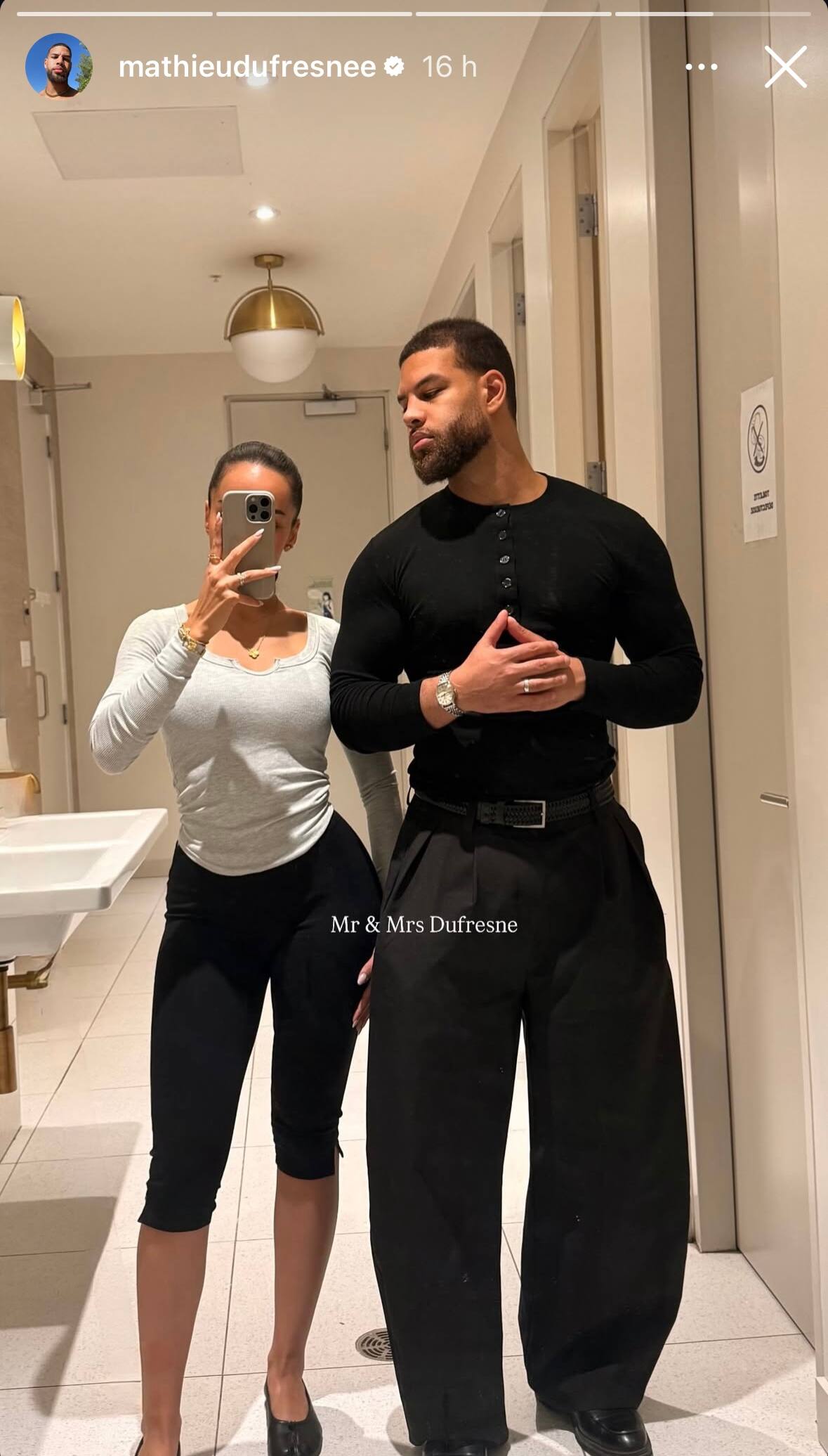 Les félicitations sont de mise pour le couple
