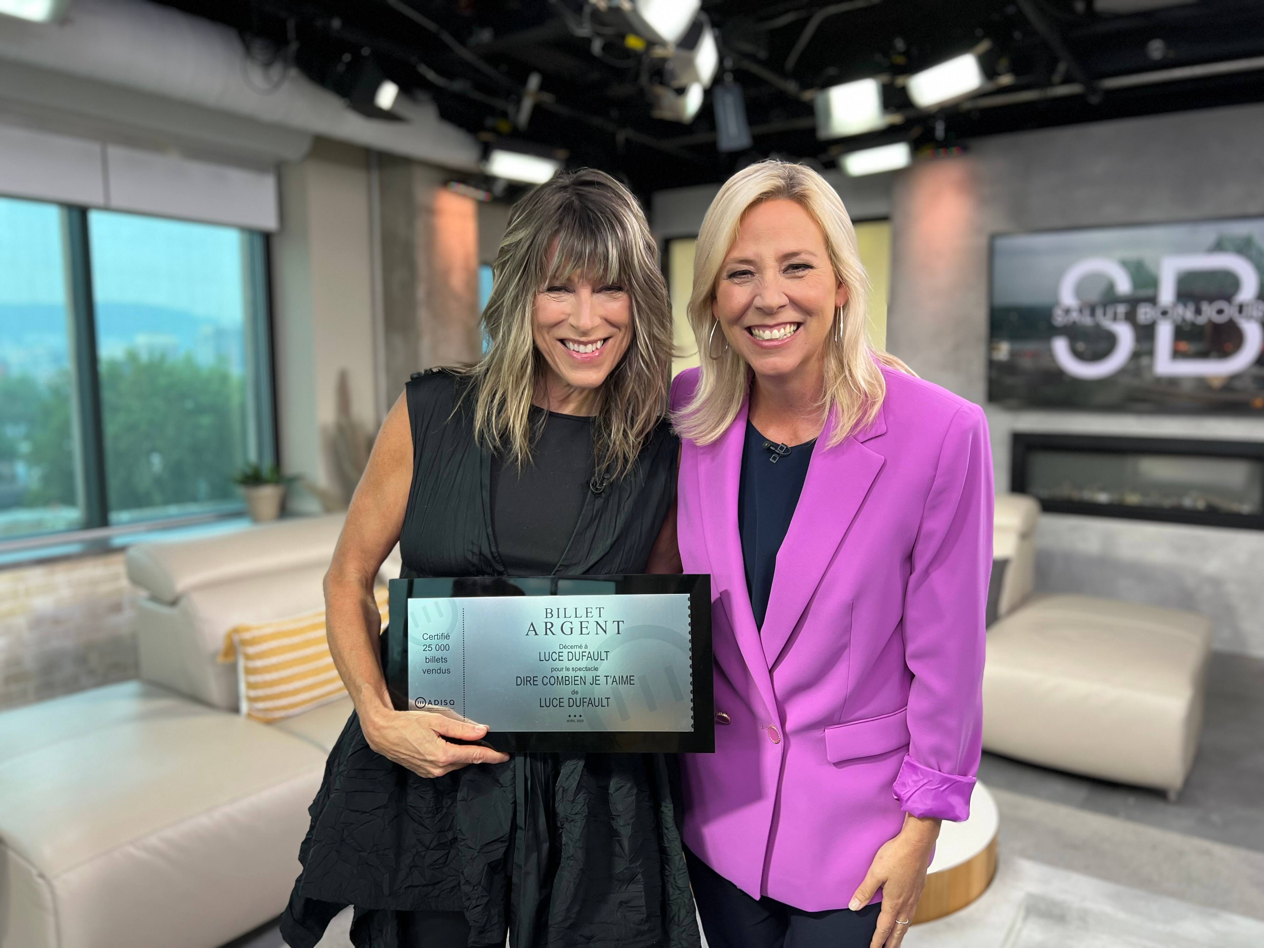 Luce Dufault continue sa tournée, Dire combien je t’aime, partout au ...