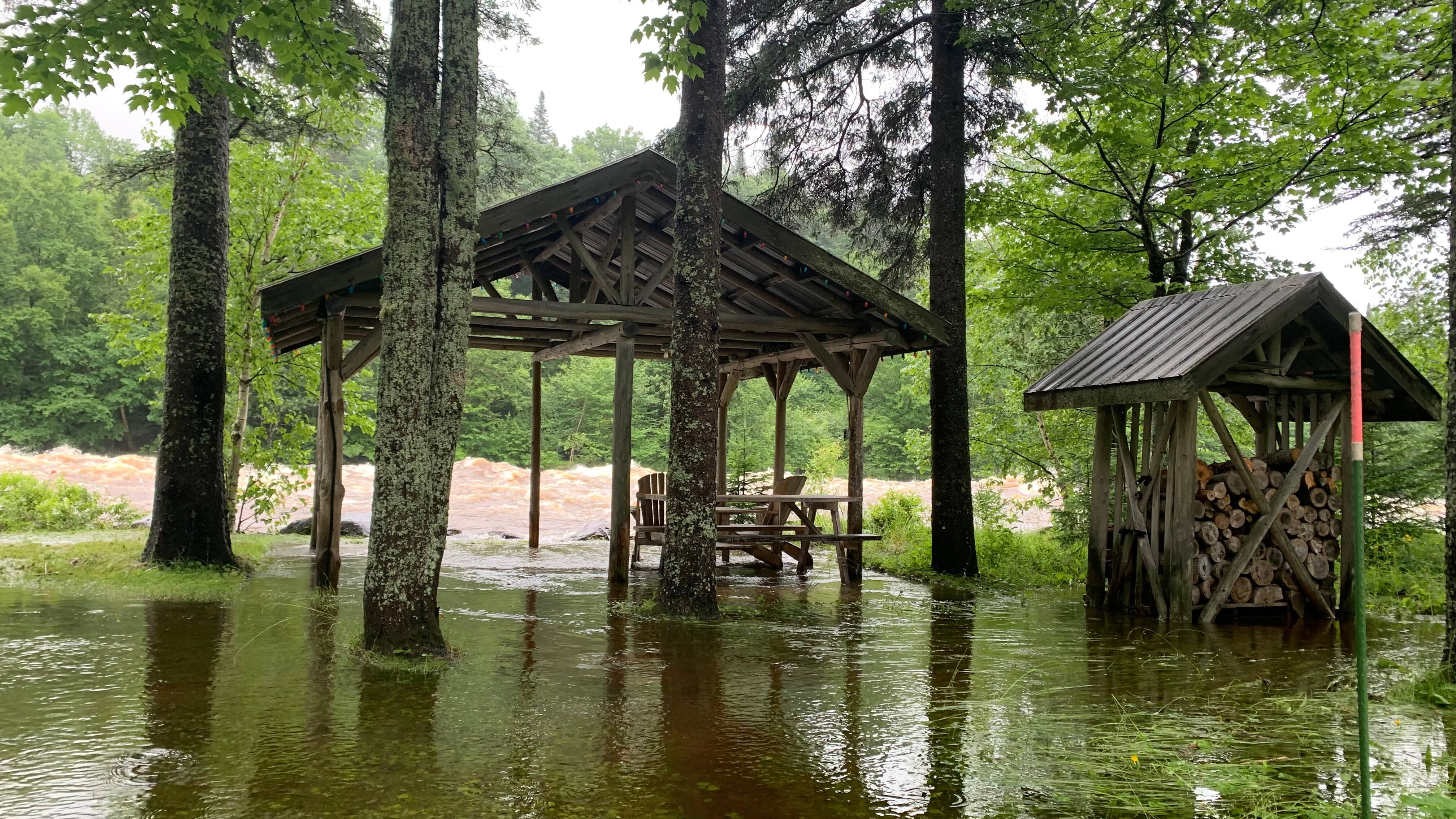 [EN IMAGES] Inondations à Sainte-Brigitte-de-Laval: la mairesse déclare ...