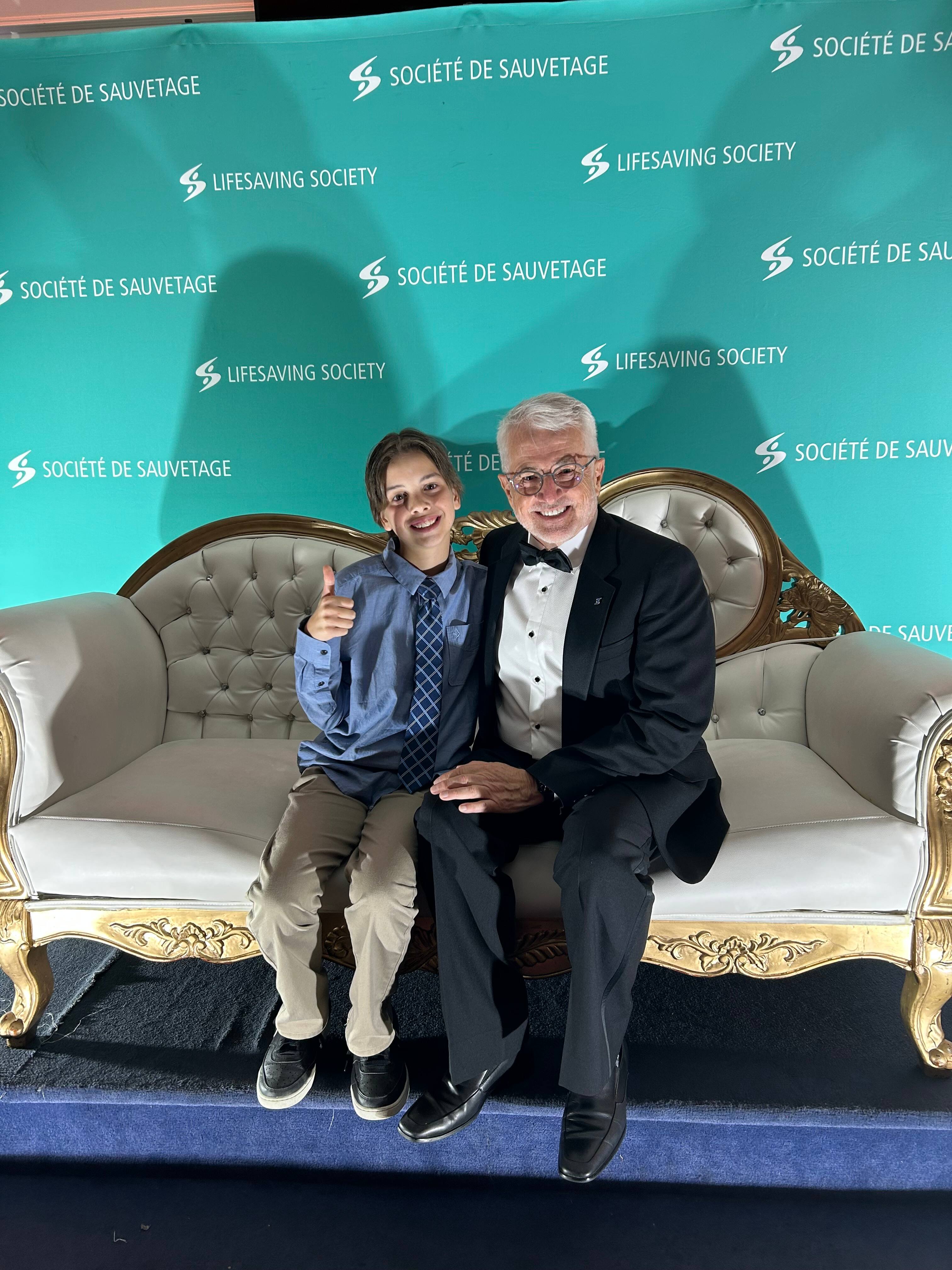 Il a sauvé trois personnes de la noyade près de l’île d’Orléans: Théo ...