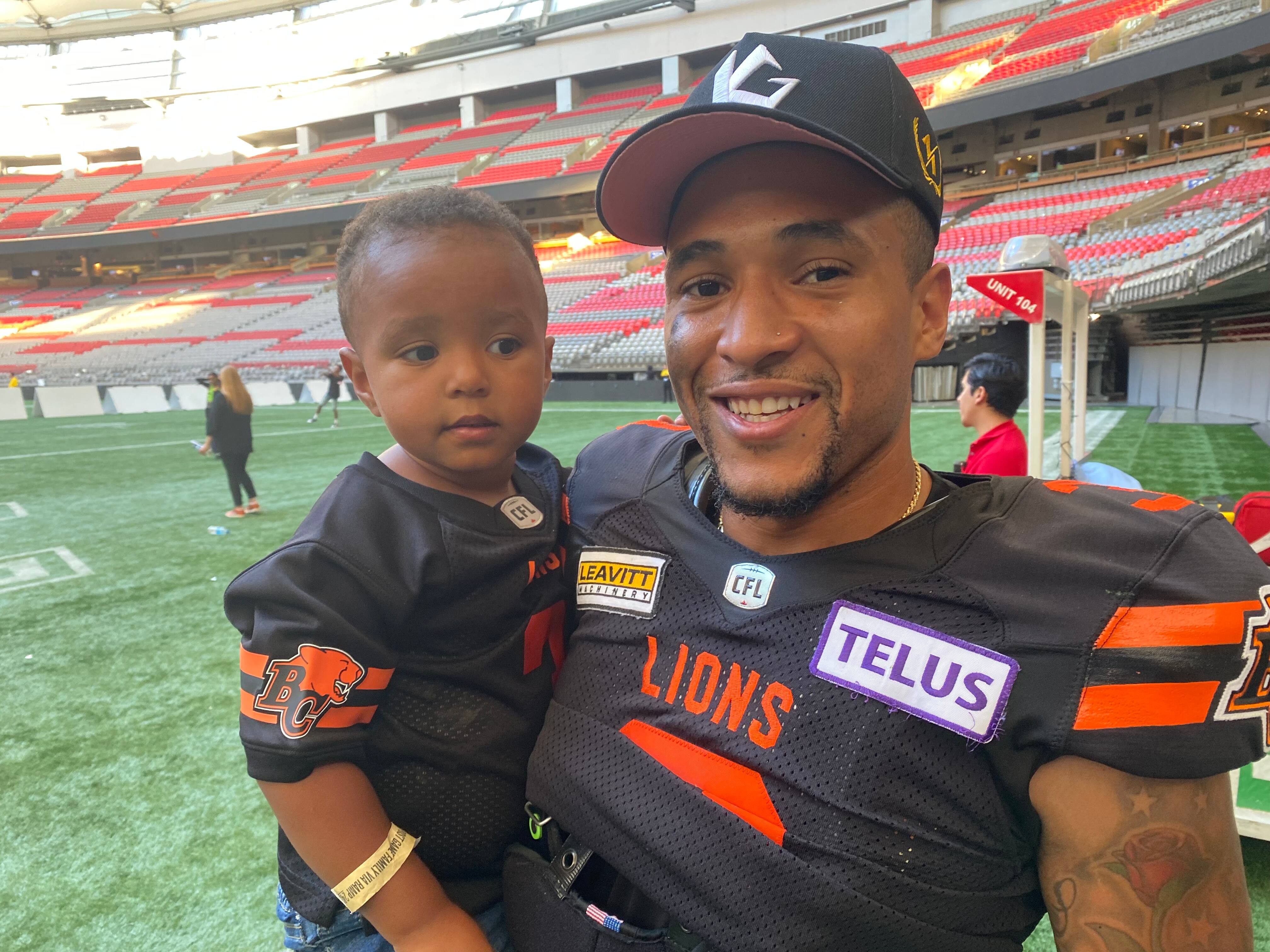 Vernon Adams fils n’oubliera jamais Montréal | JDM
