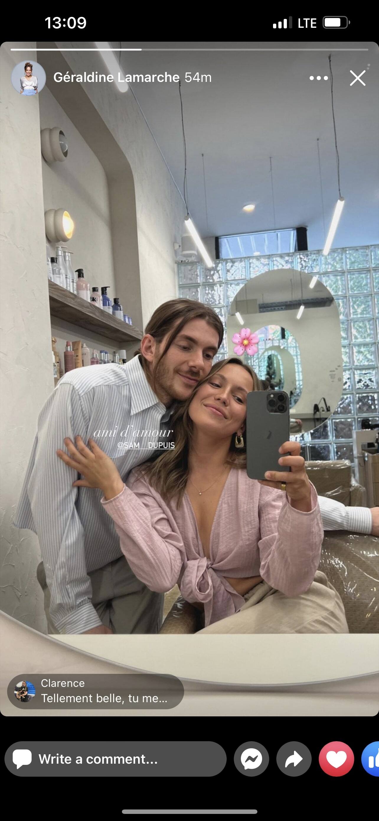 Géraldine rend visite à son coiffeur et le résultat est époustouflant ...