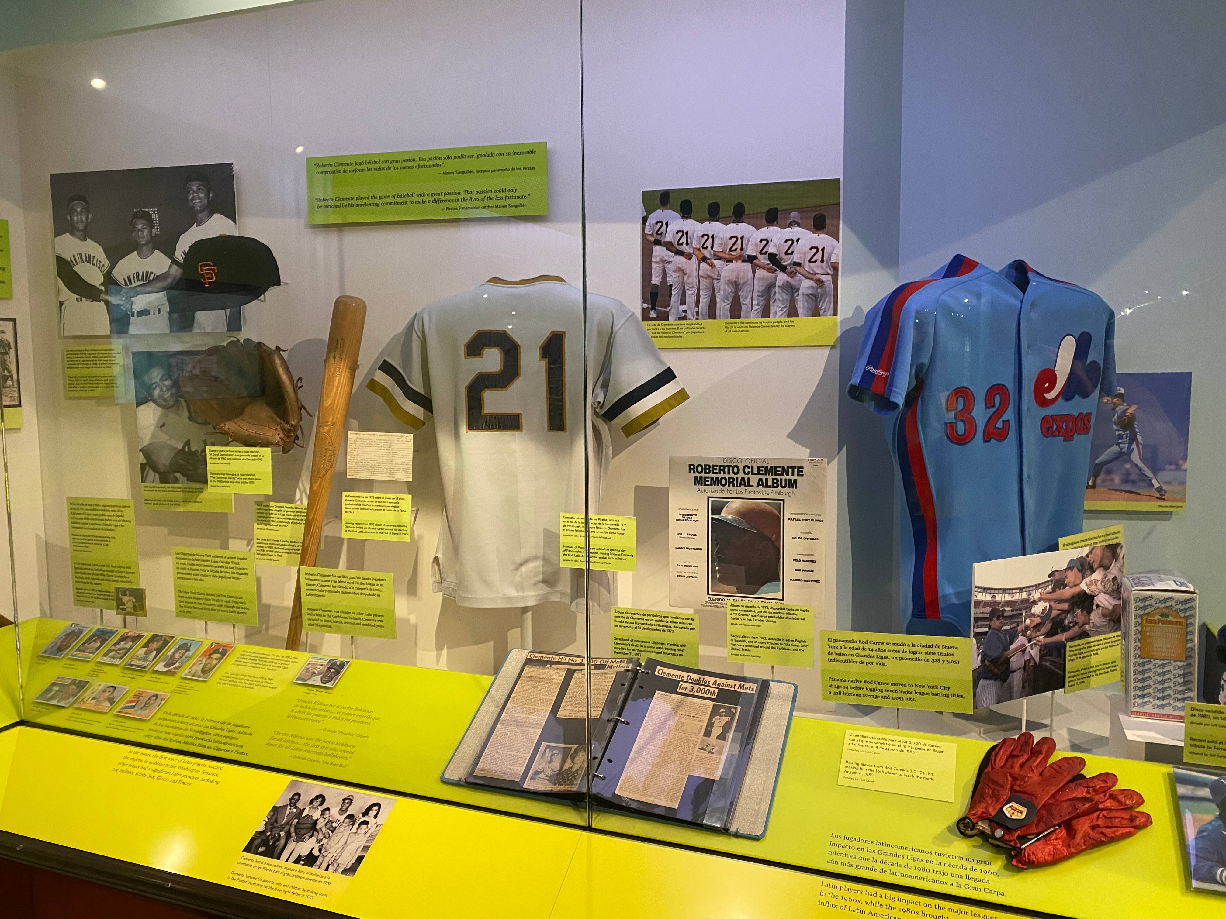Temple de la renommée du baseball: il hésite entre la casquette des ...