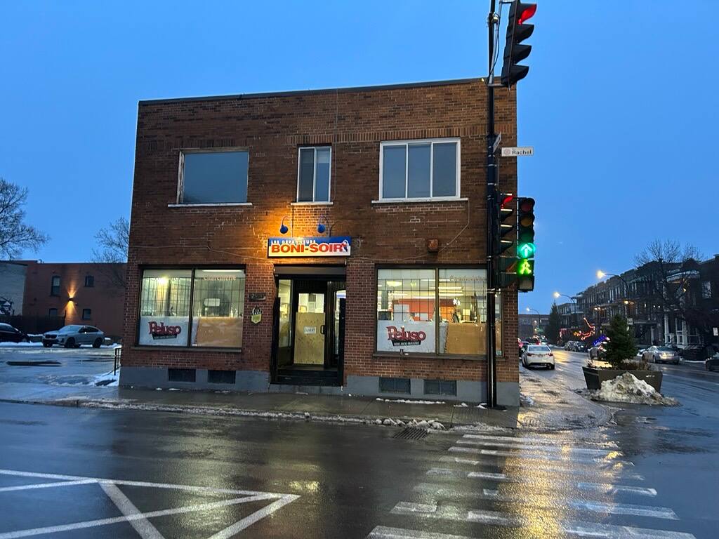 Tanné du quartier, Tony Peluso ferme son emblématique dépanneur de ...