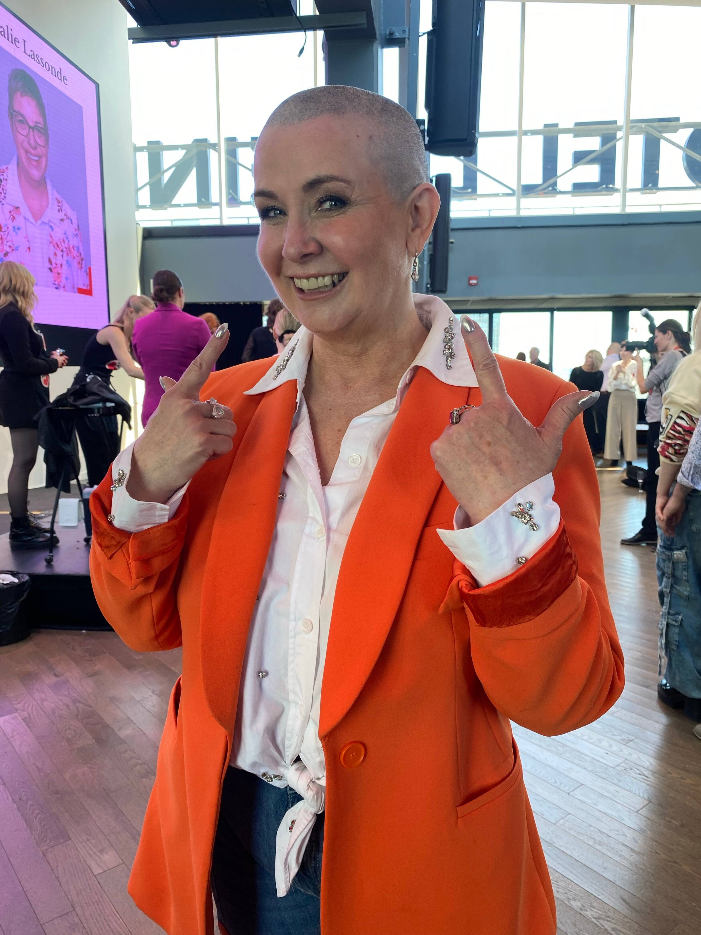 Nathalie Simard s’est rasé les cheveux et voici le résultat | 7 Jours