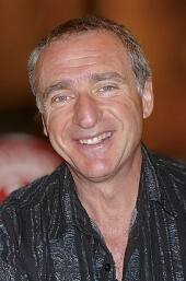 Meurtre de Jacques Côté, tué par son voisin en psychose: quelques ...