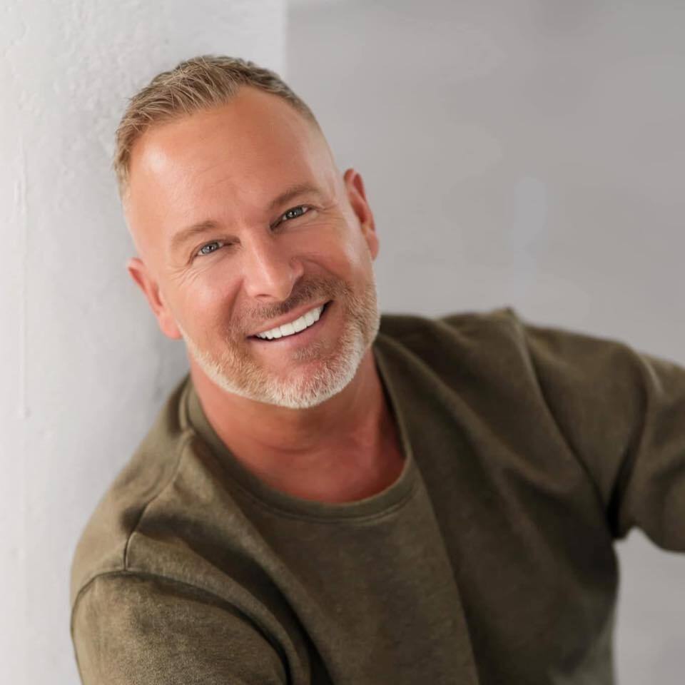 Jonathan de «ma mère, ton père» dévoile l'identité de sa nouvelle ...