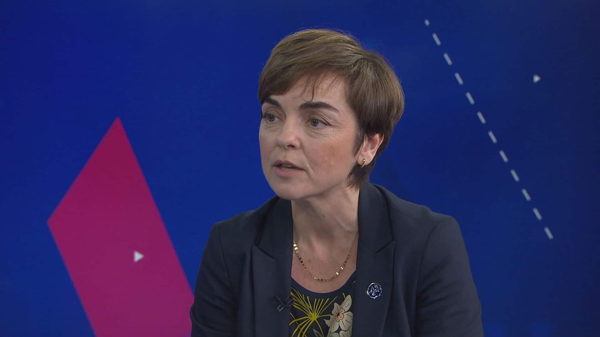 Chemin Roxham : une priorité pour la ministre Fréchette | QUB info